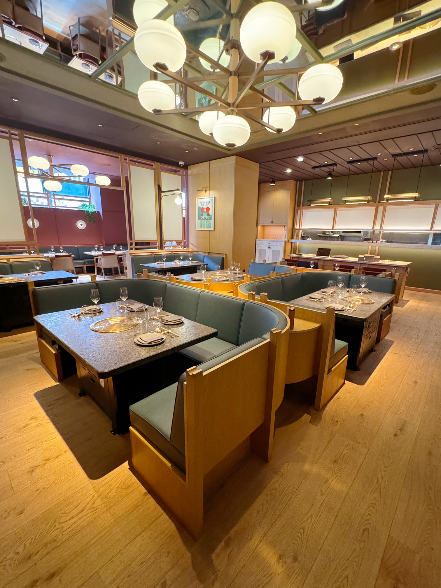 L7 Chicago Hotel & Perilla Steakhouse Restaurant by GREC Architects ...