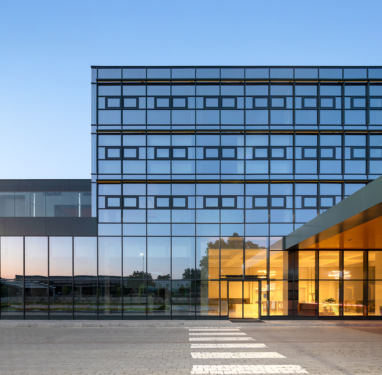 AREON production and administrative complex by IPA - Architecture and ...