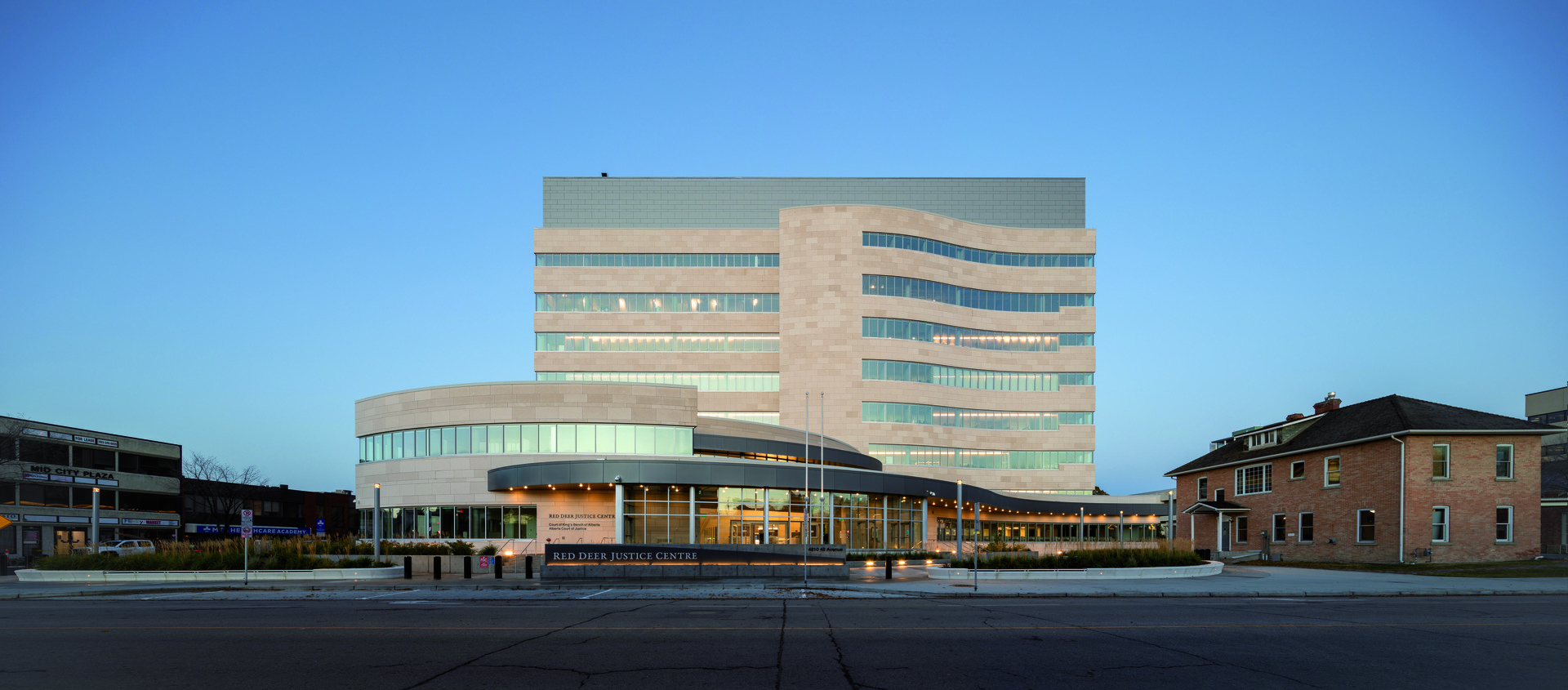 Red Deer Justice Centre by Group 2 Architecture Interior Design Ltd ...