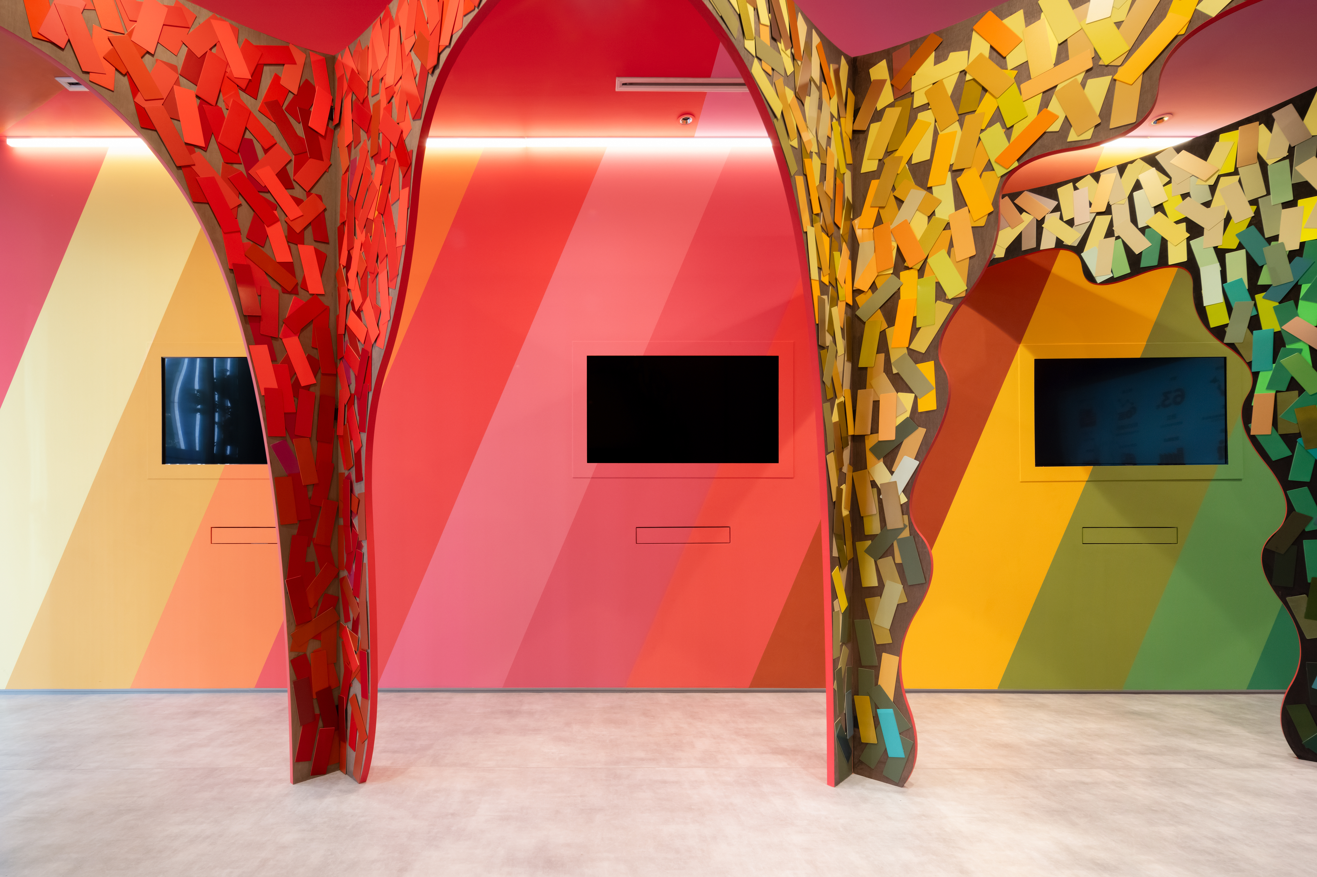 Labyrinth of Colors by MORIYUKI OCHIAI ARCHITECTS - Architizer