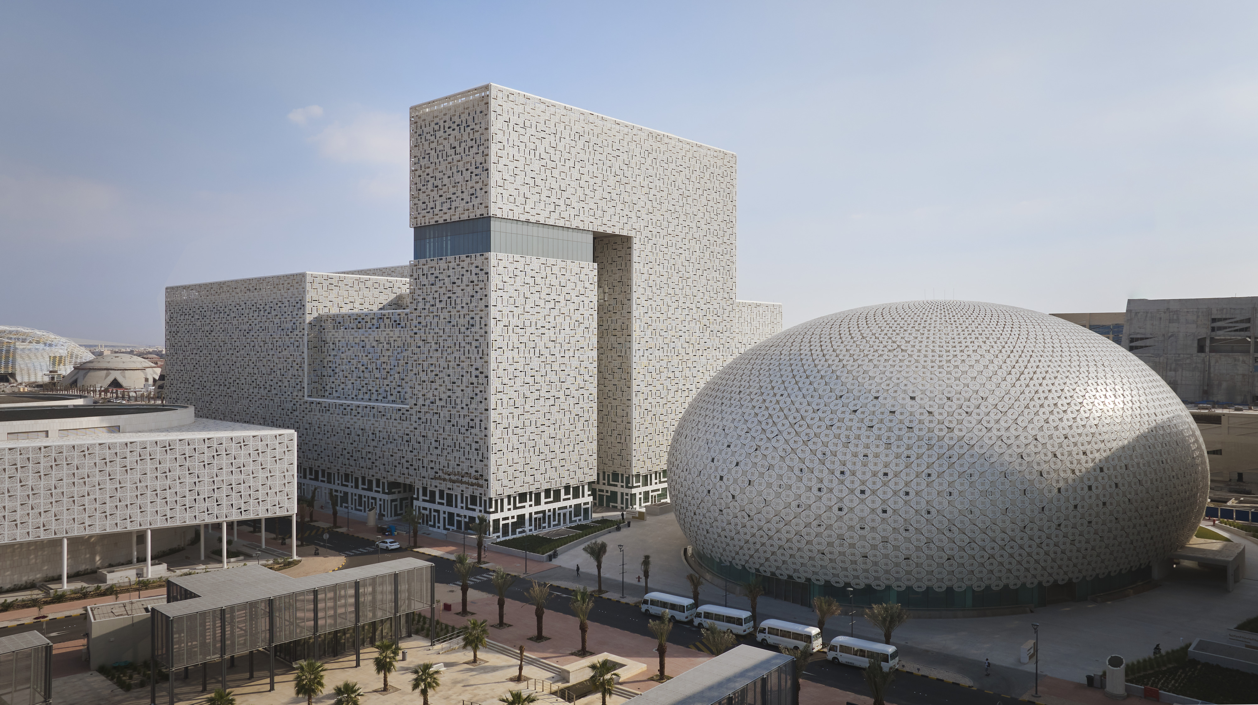 Kuwait University's Convocation Hall by Skidmore, Owings & Merrill (SOM ...