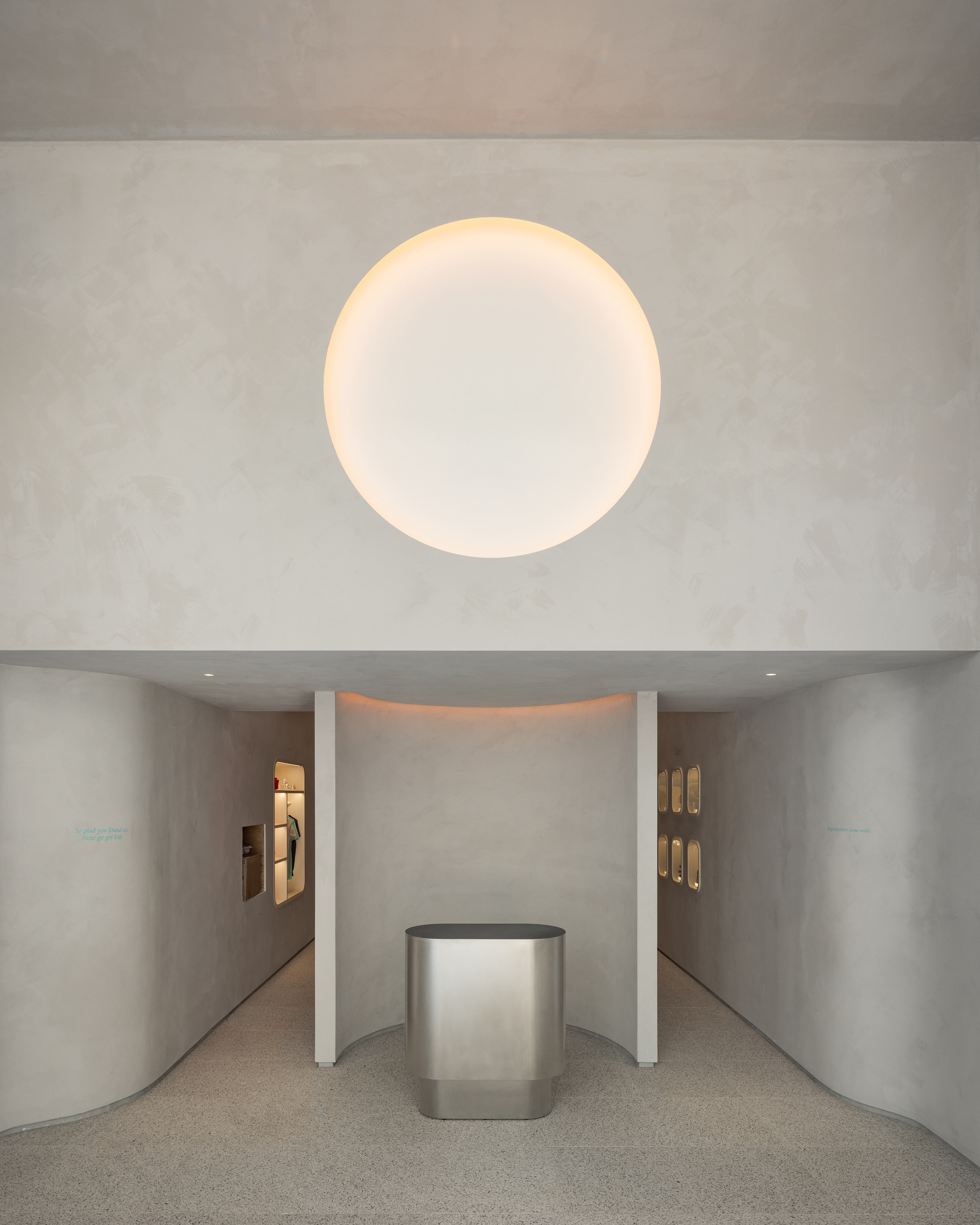 The Travel Agency 5th Avenue by TM Light - Architizer