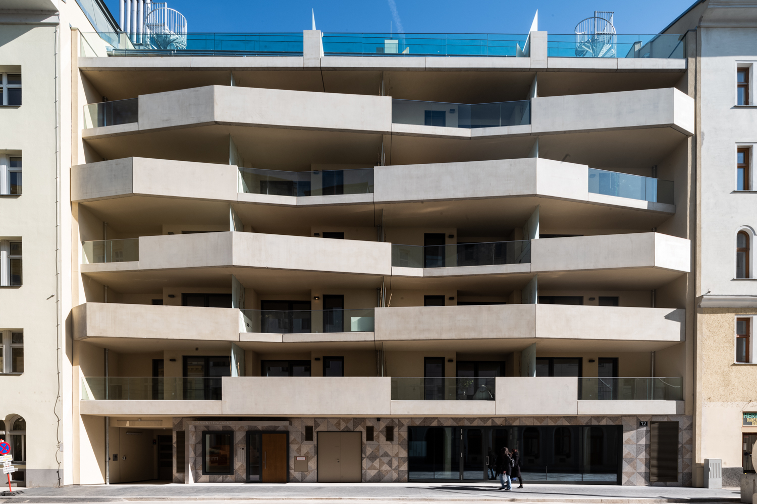 PAZ - Residential Building Pazmanitengasse by GERNER GERNER PLUS ...