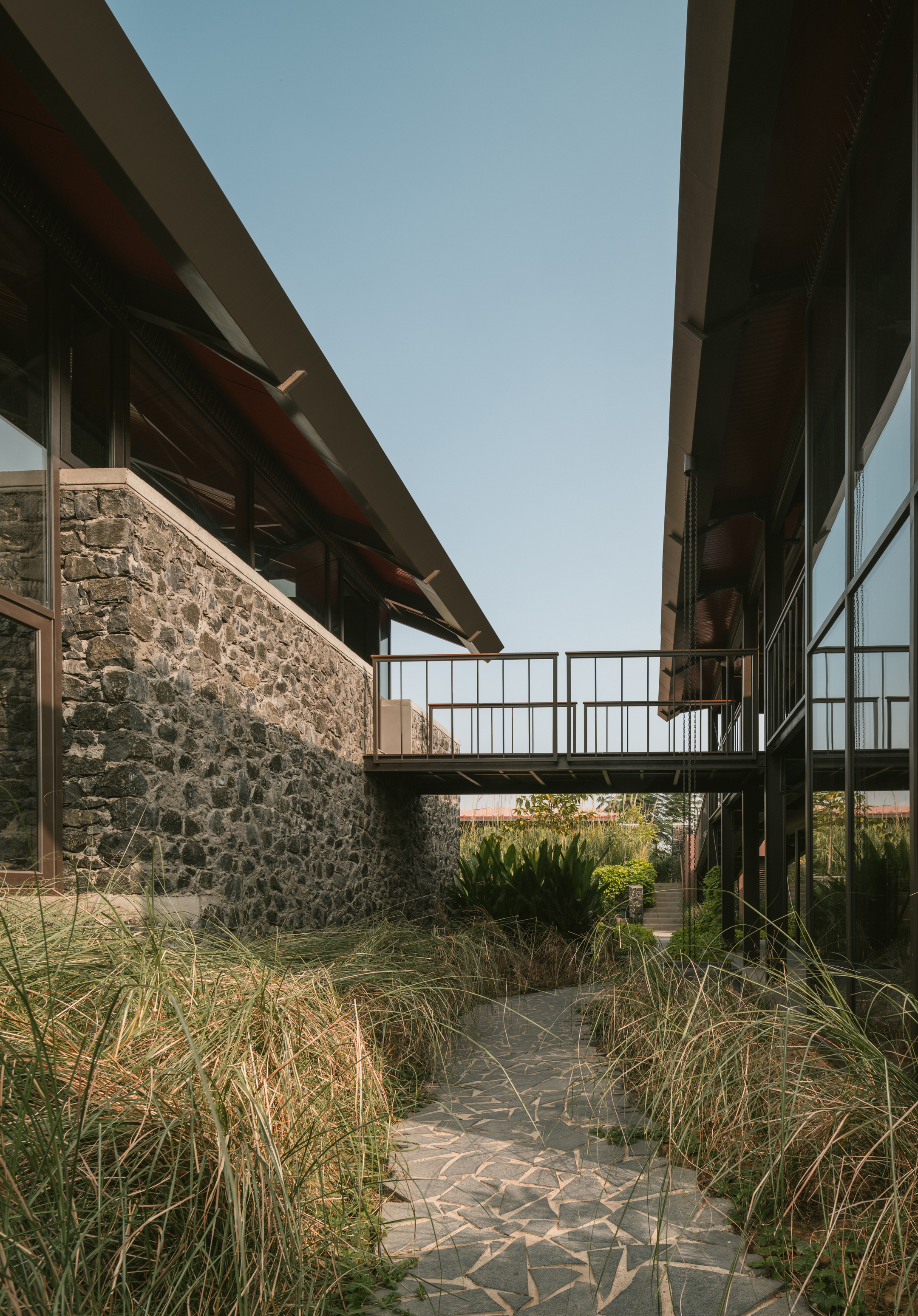 Idea 4189578: Oasis by Studio Saransh in Ahmedabad, India - Architizer