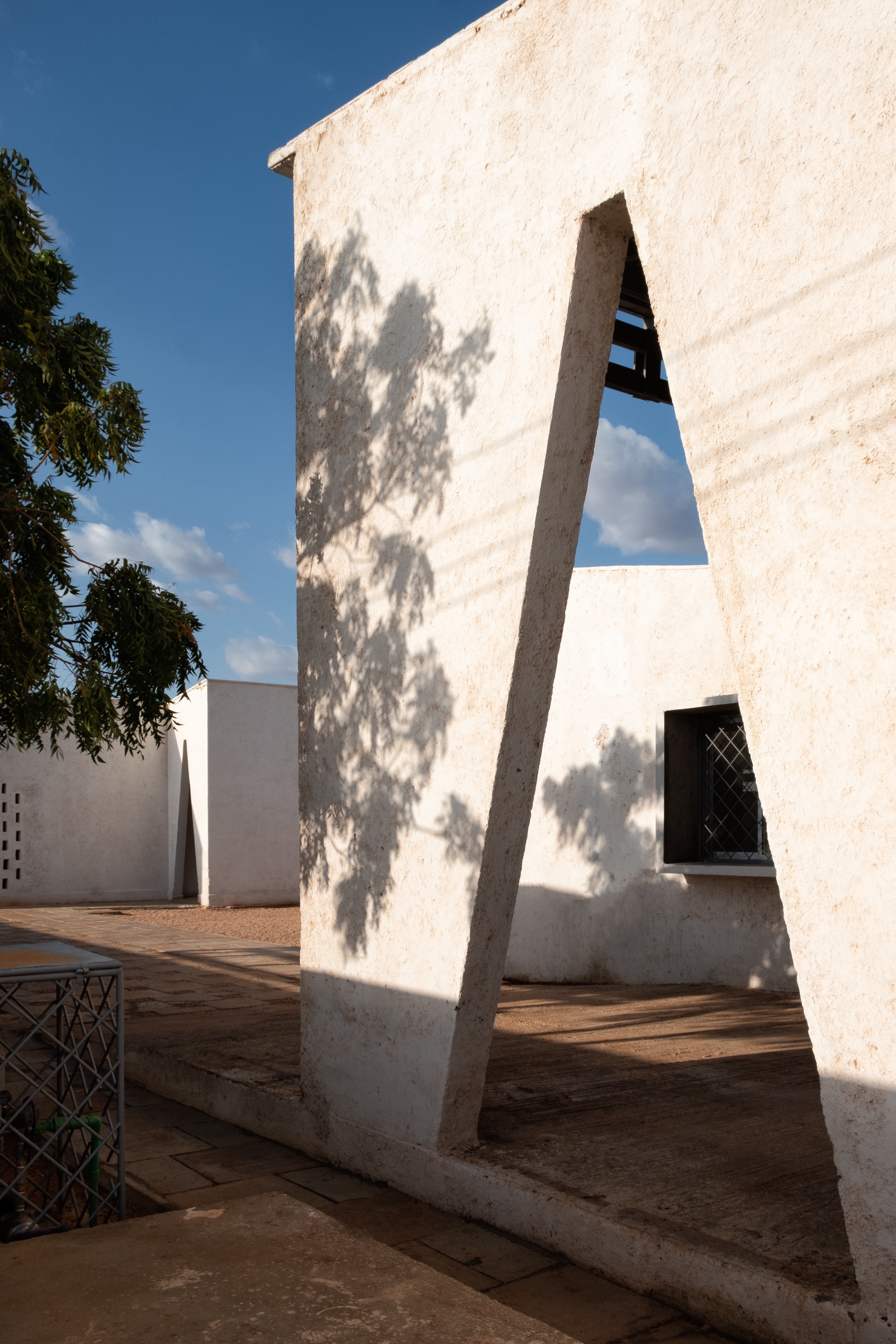 Idea 4189973: Burtinle District Hospital by APC Architectural ...