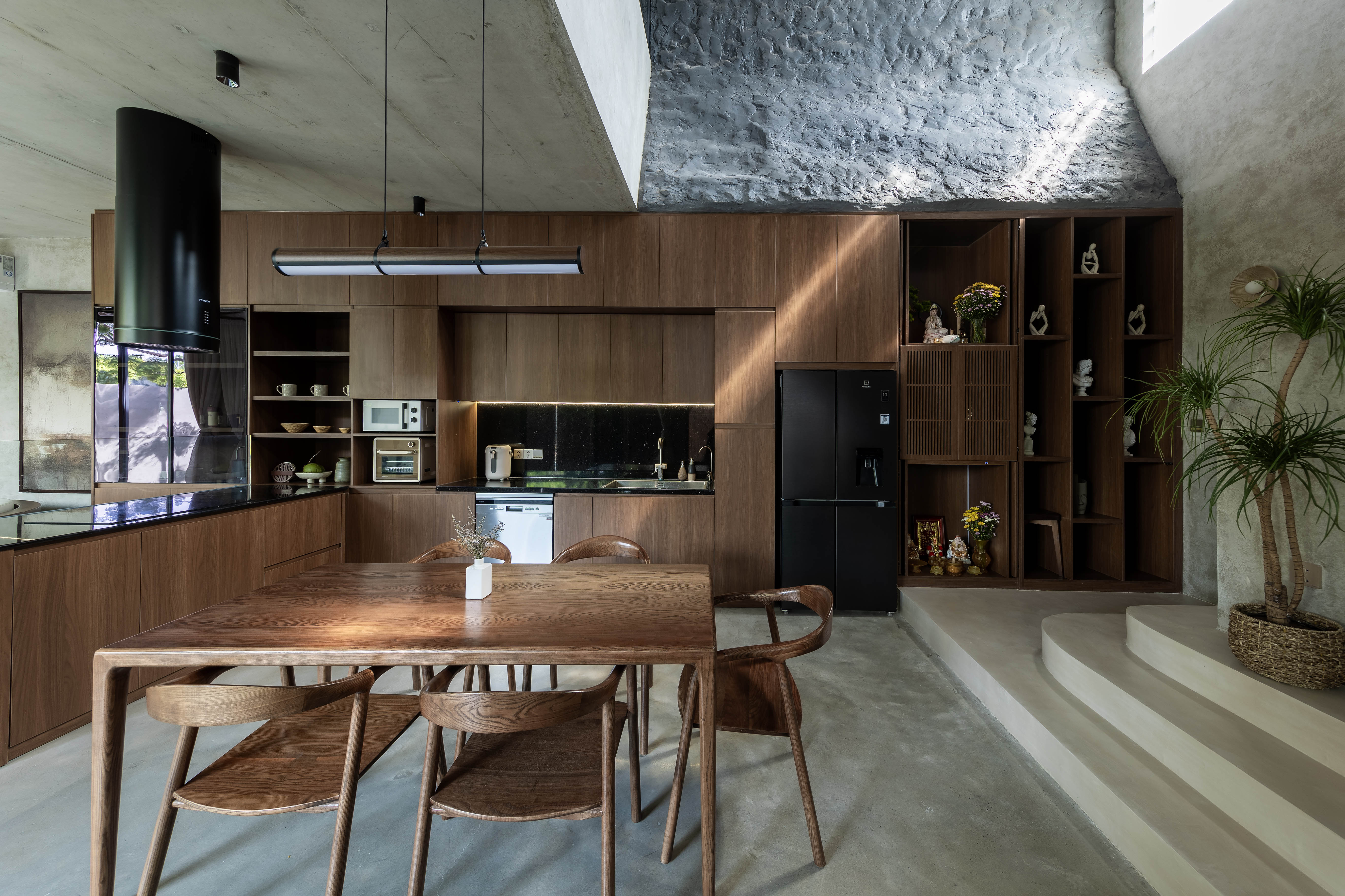 Phan Rang House - Hidden yard by Plus Idea Studio - Architizer