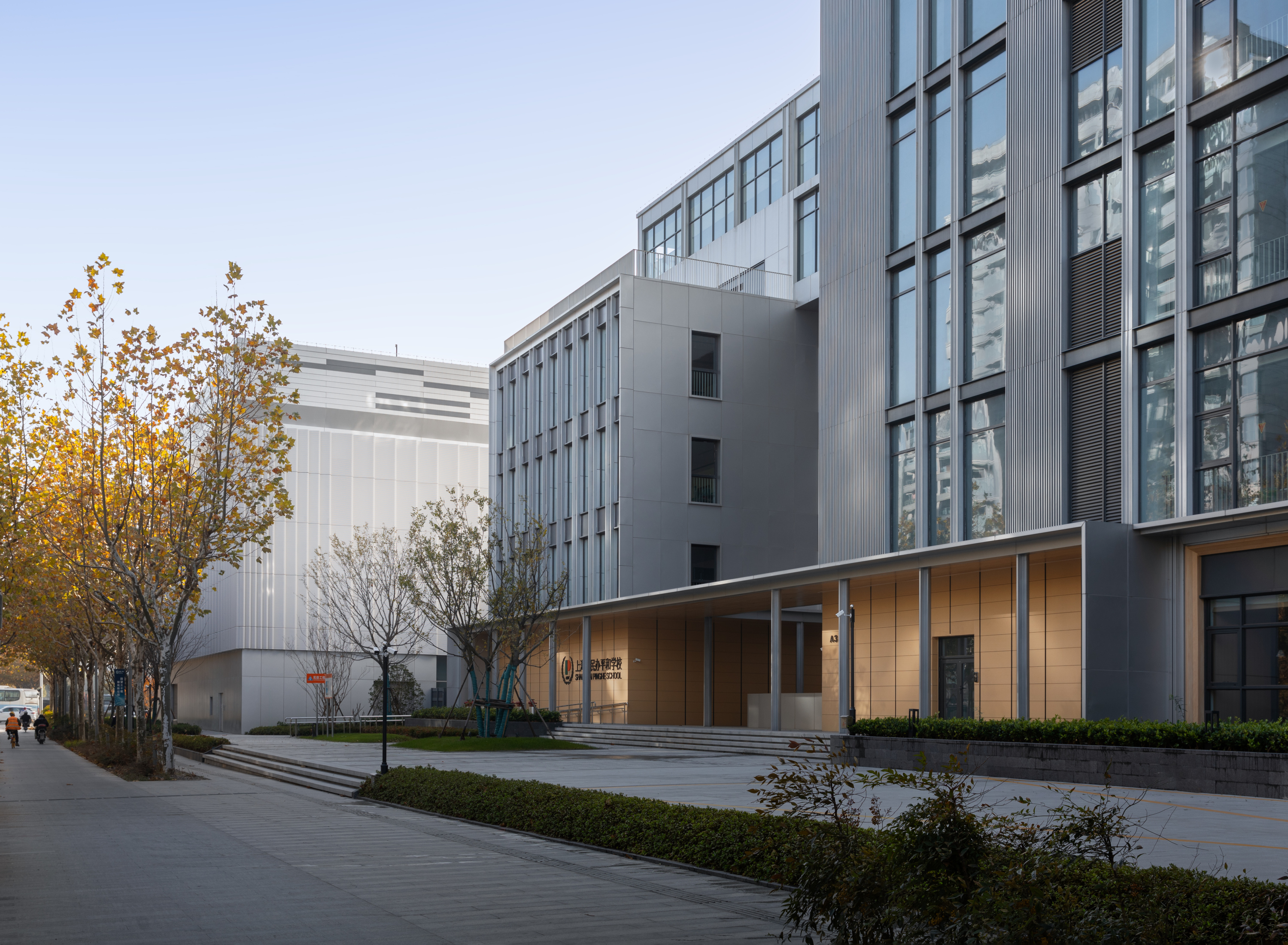 Shanghai Pinghe School Jinding Campus by c+d studio - Architizer