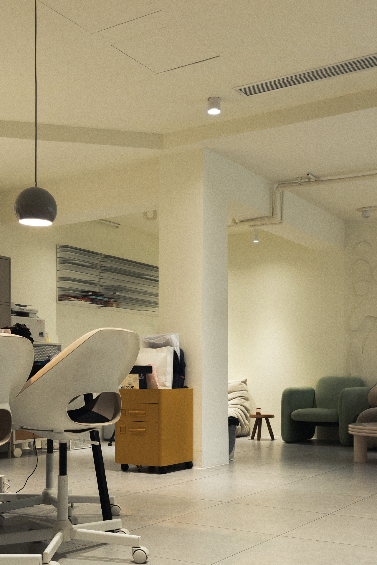SQ Office by xưởng xép - Architizer