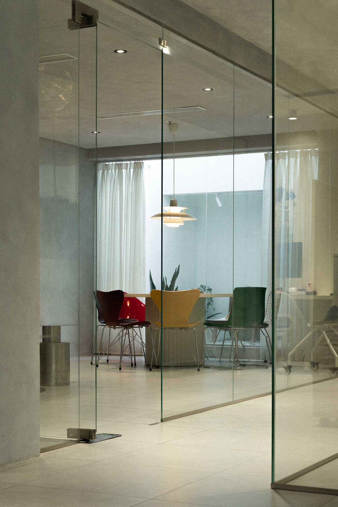SQ Office by xưởng xép - Architizer