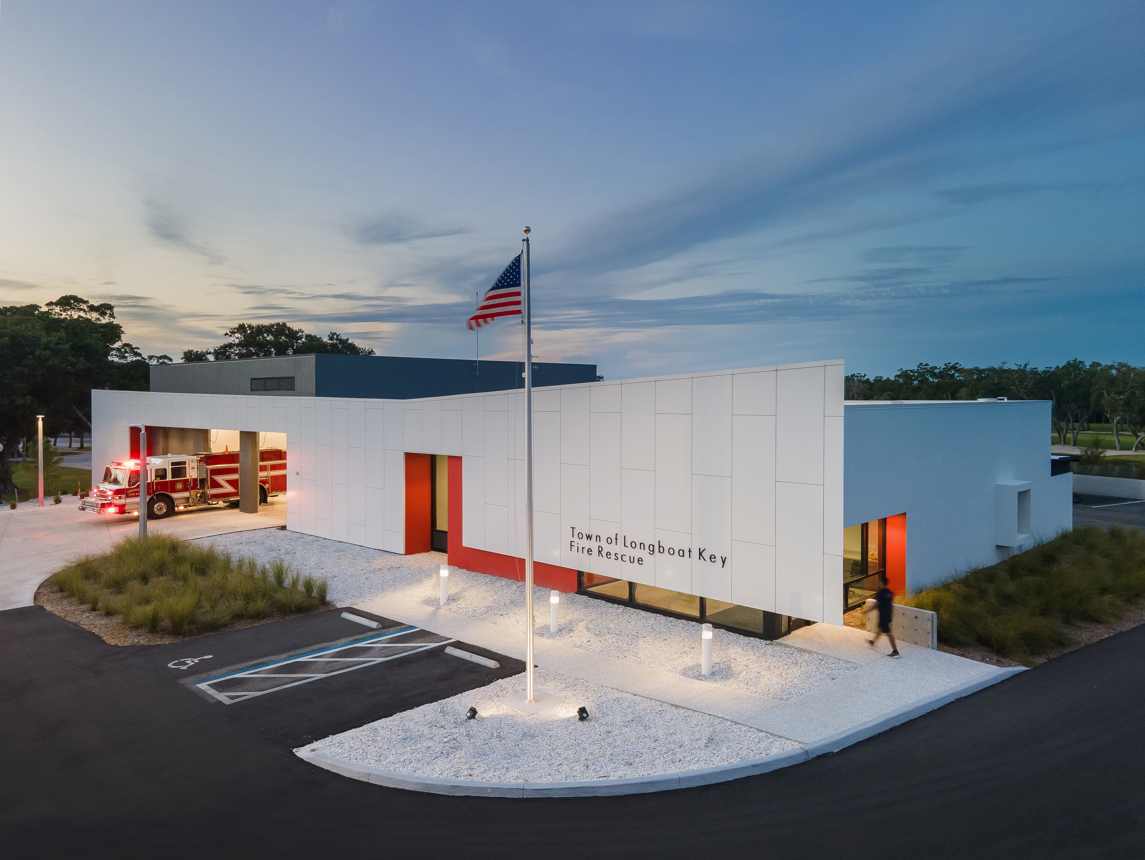 Longboat Key Fire Rescue Station #92 by Sweet Sparkman Architecture ...