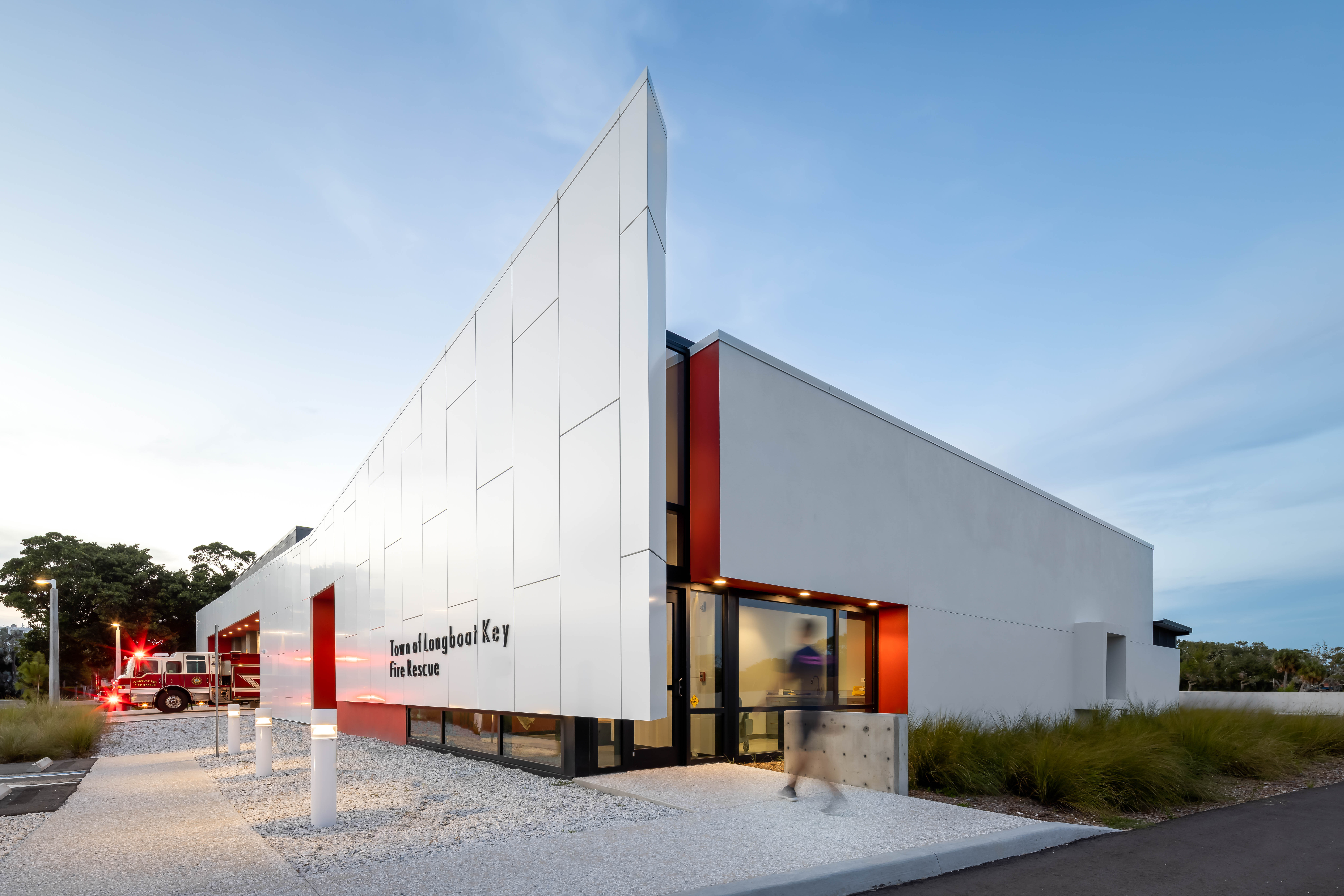 Longboat Key Fire Rescue Station #92 by Sweet Sparkman Architecture ...