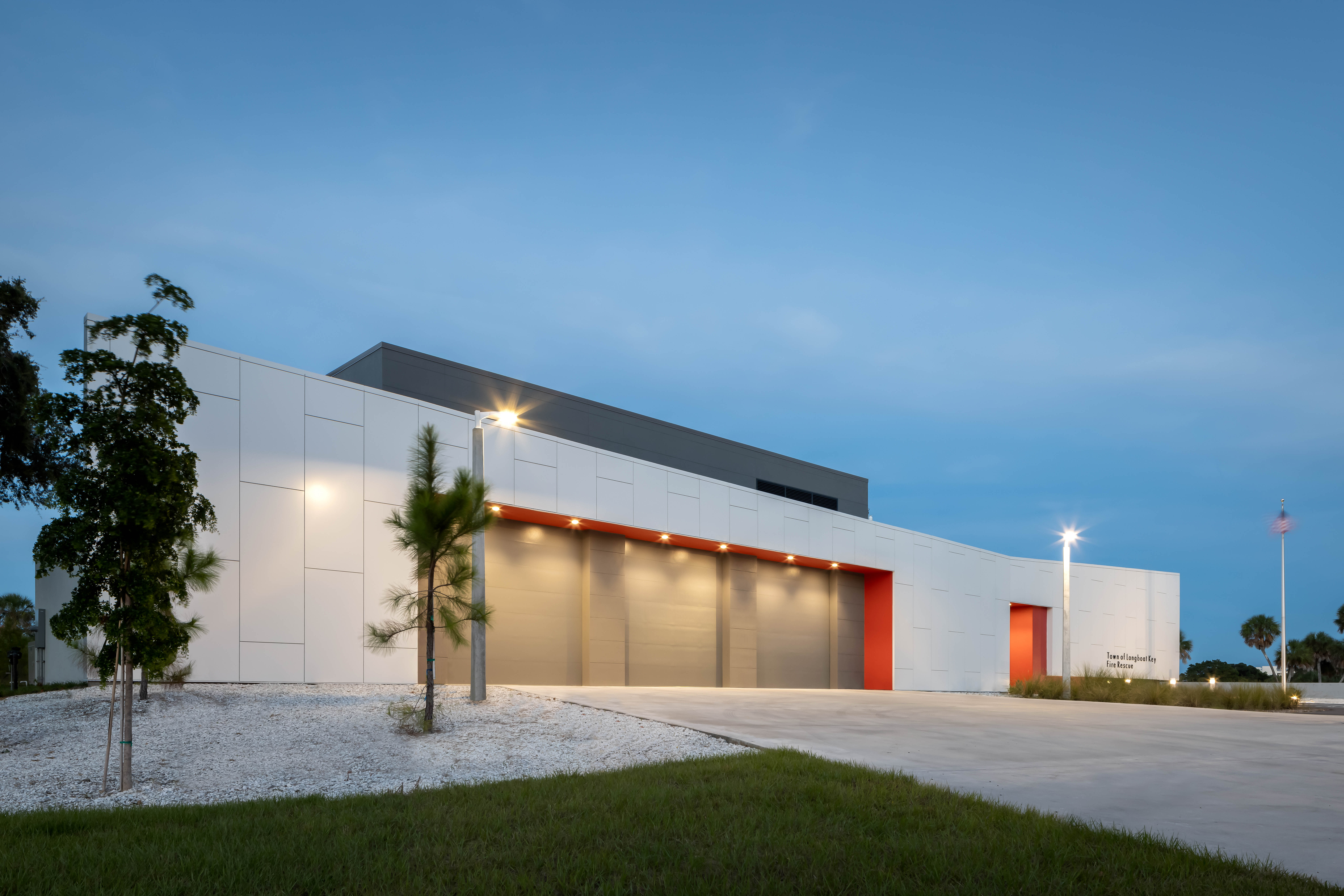 Longboat Key Fire Rescue Station #92 by Sweet Sparkman Architecture ...