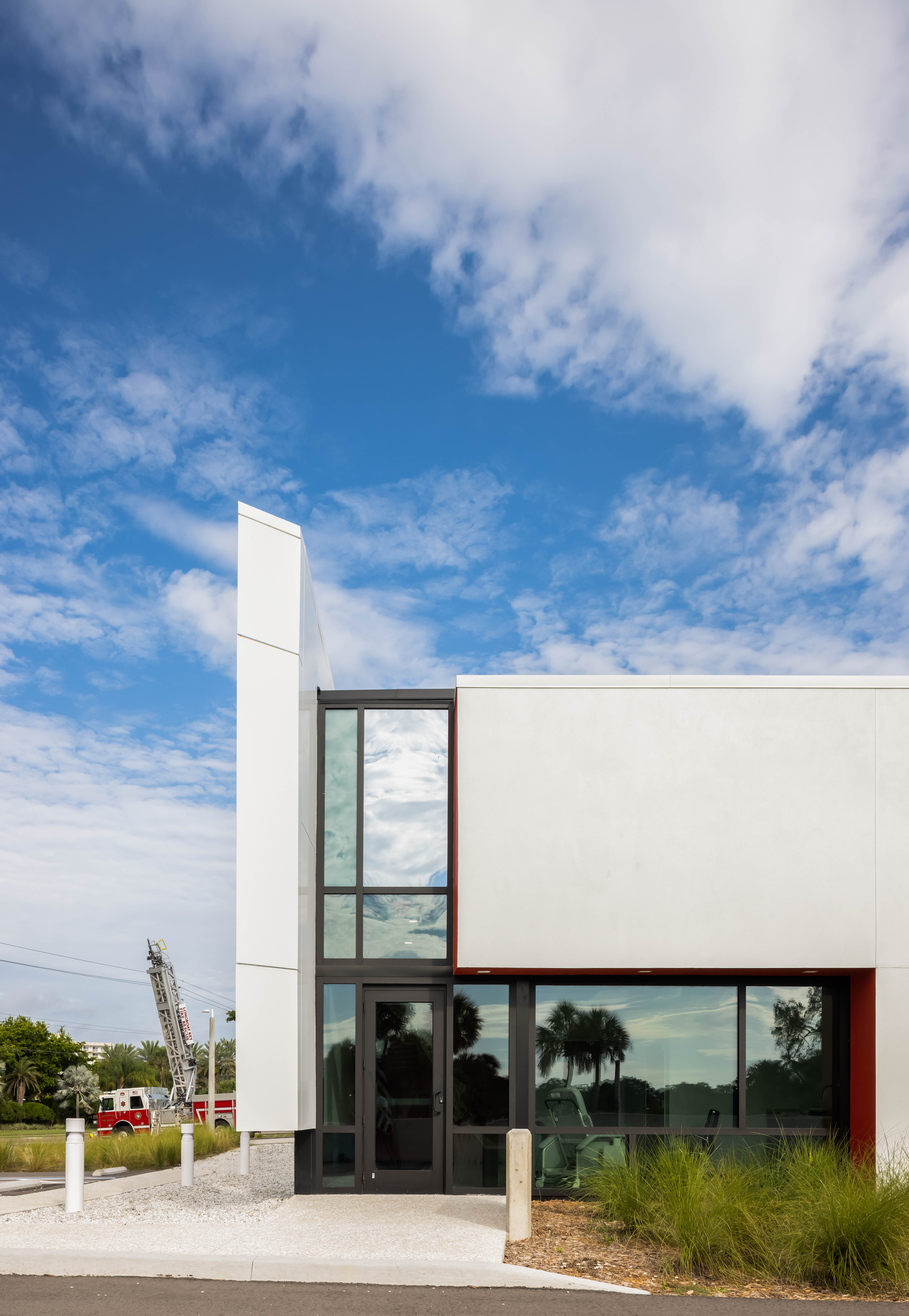 Longboat Key Fire Rescue Station #92 by Sweet Sparkman Architecture ...
