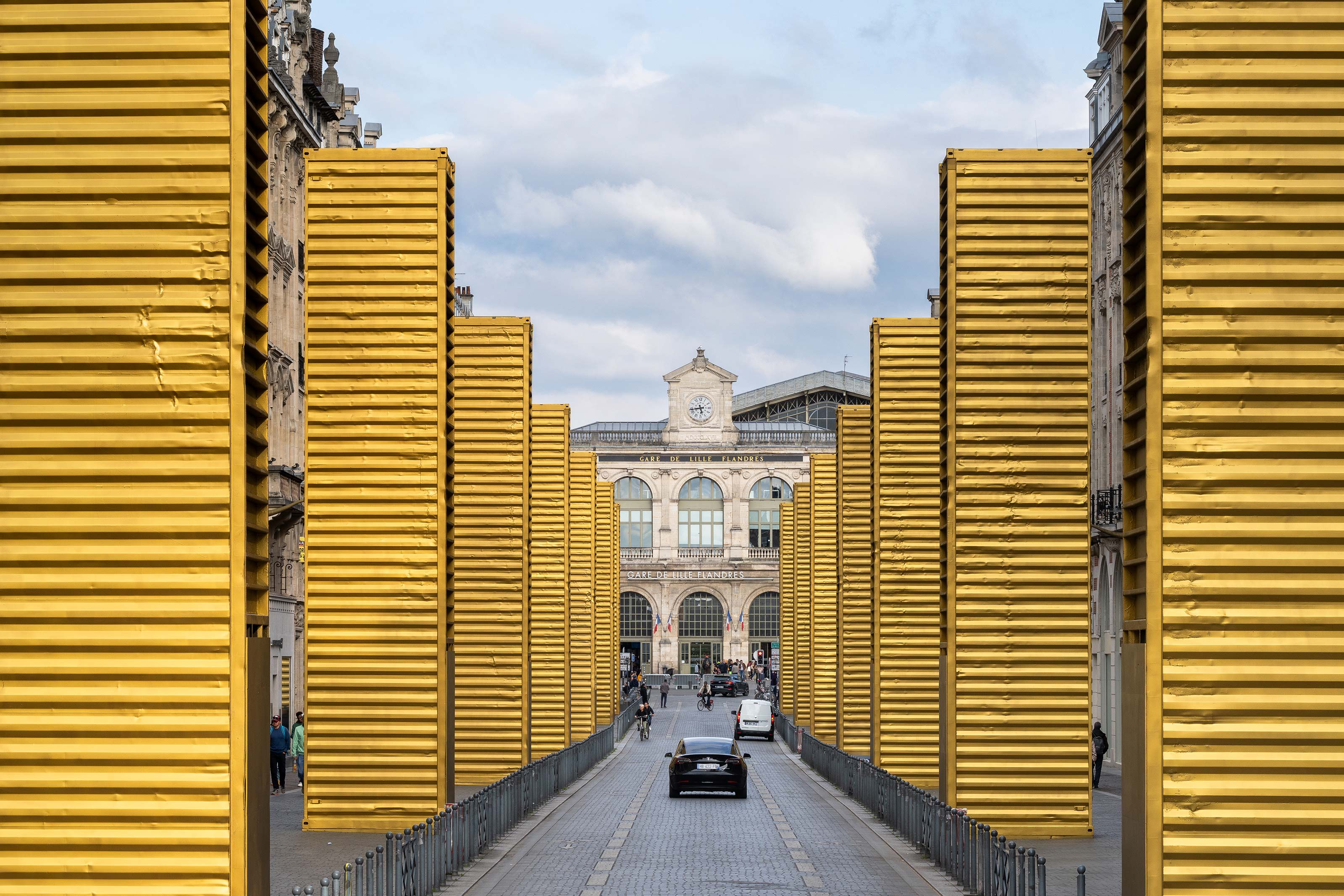 GOLDEN MONOLITHS by SpY Studio - Architizer