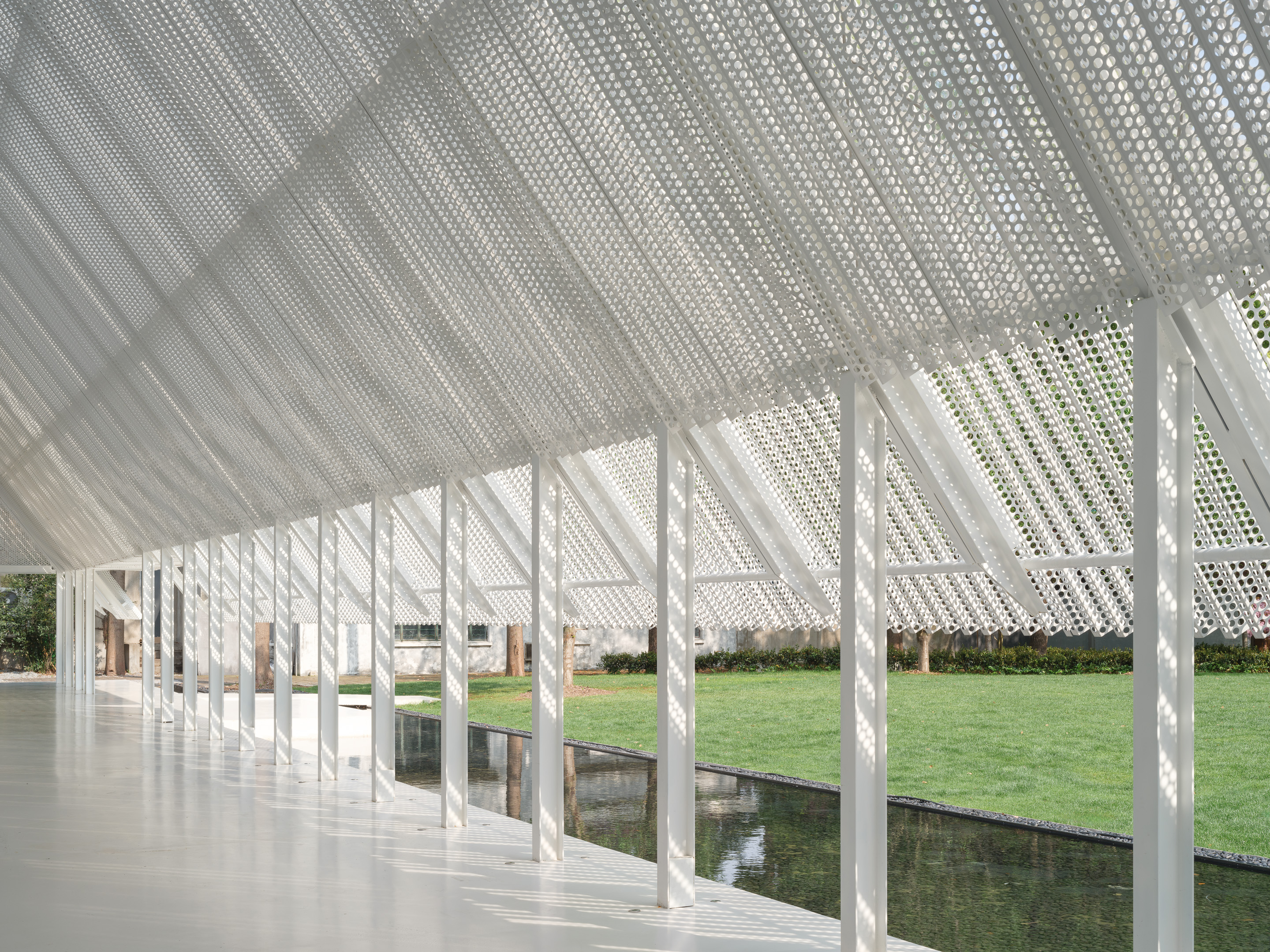 The Breeze Hall—Between the sacred and the mundane by SHISUO Design ...