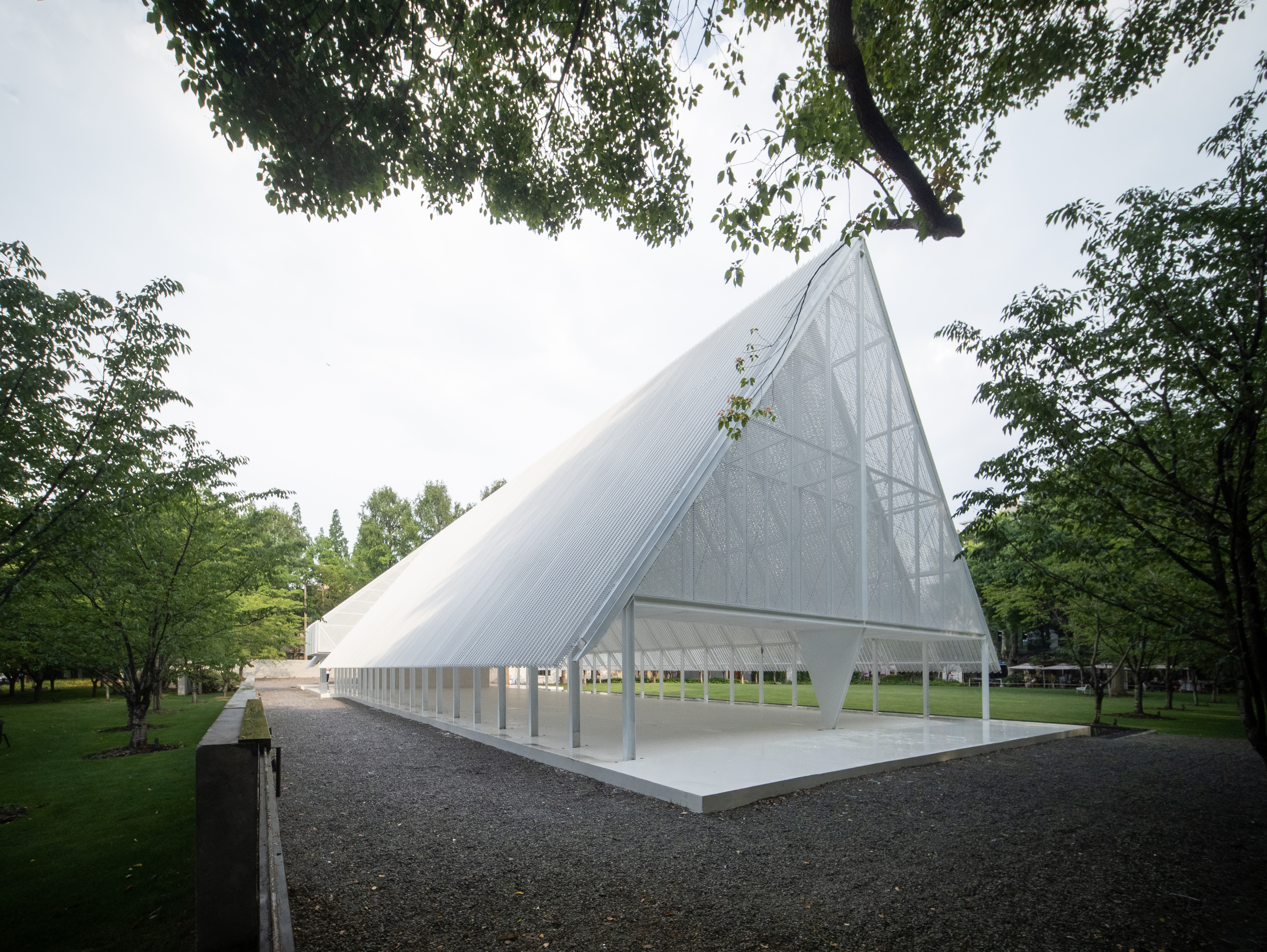 The Breeze Hall—Between the sacred and the mundane by SHISUO Design ...