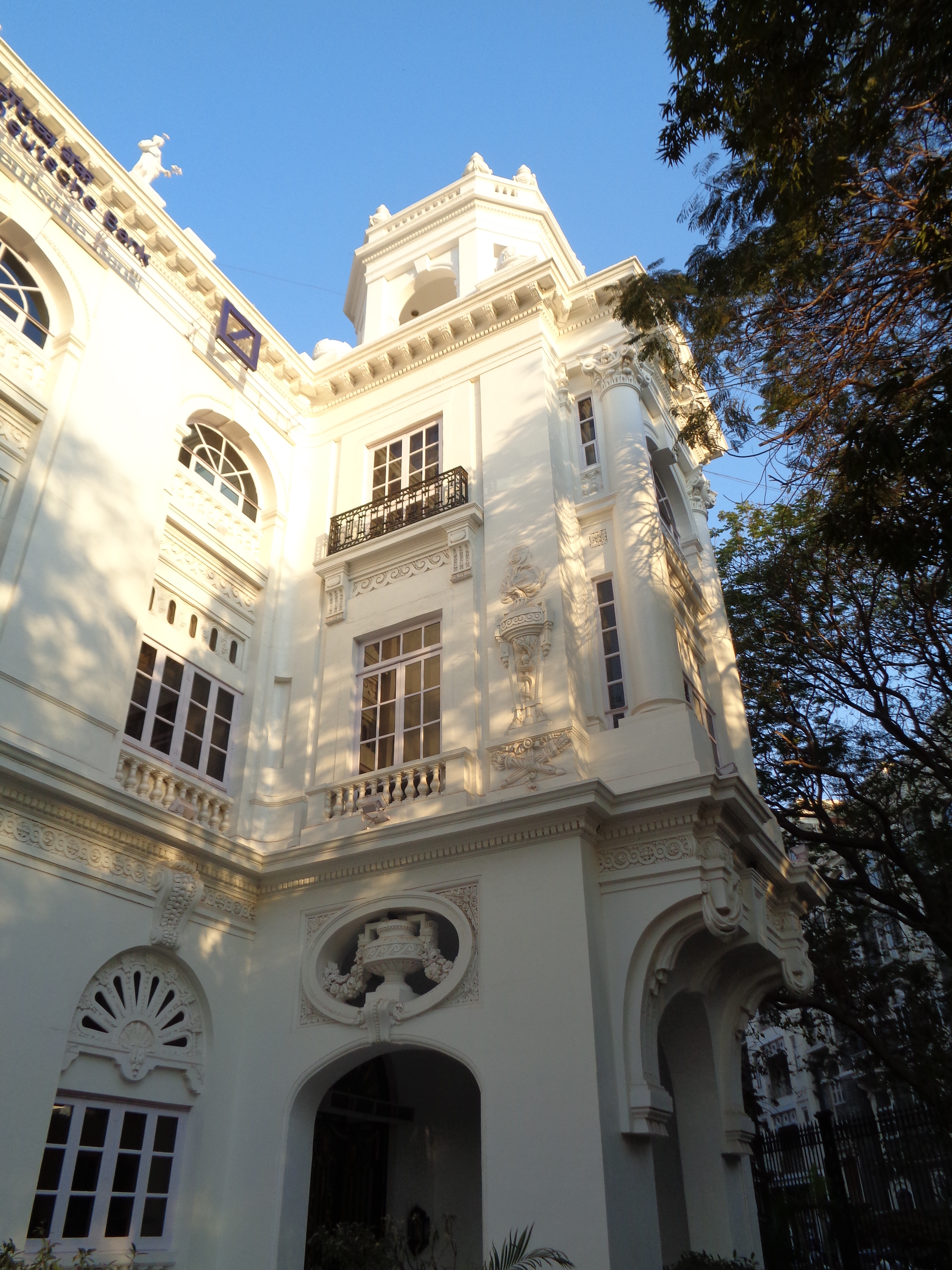 DUETSCHE BANK, TATA PALACE by Abha Narain Lambah Associates - Architizer