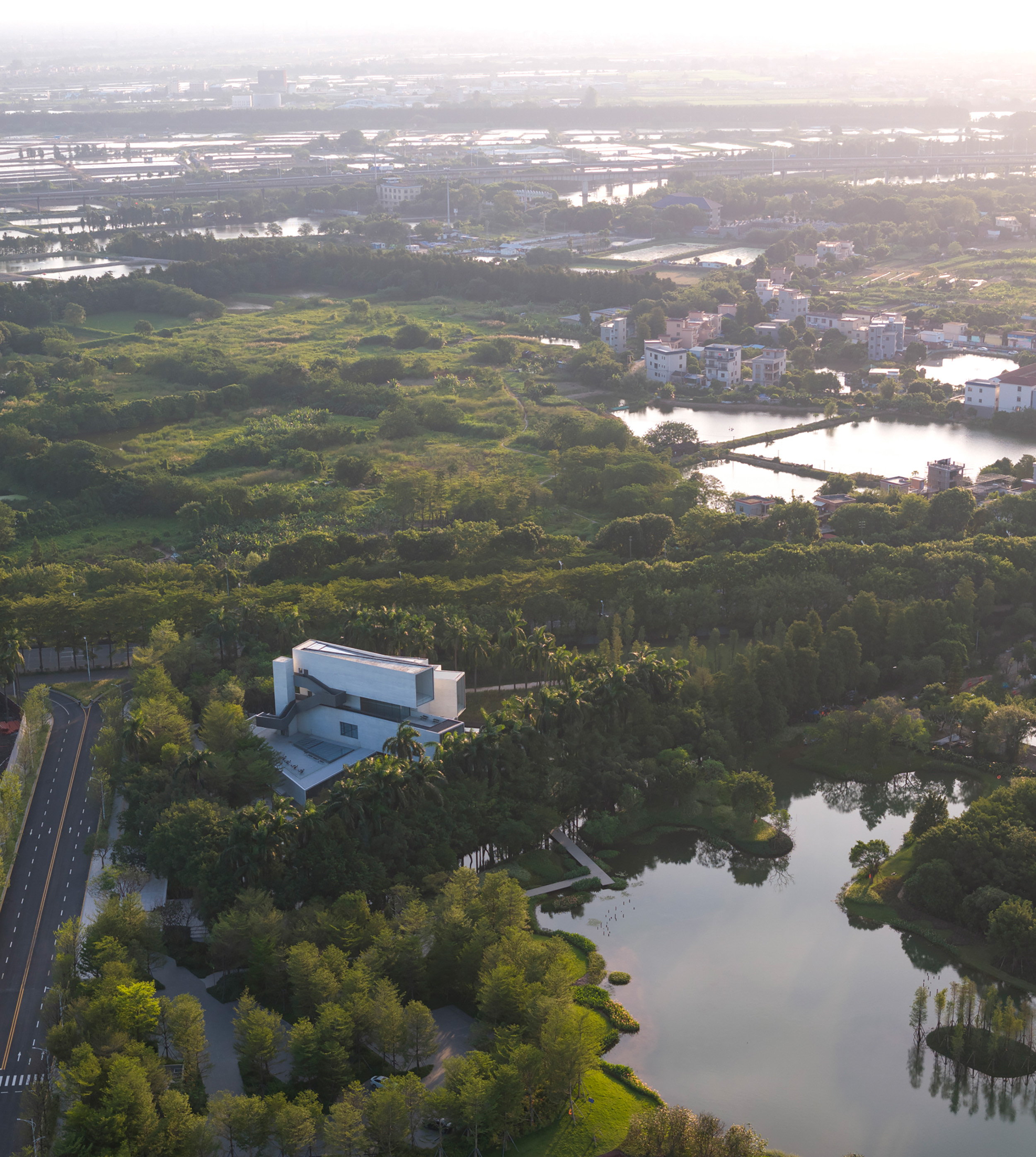A Sanctuary for the Soul｜ Shunde Yunlu Wetland Pavilion by Change Studio - Architizer