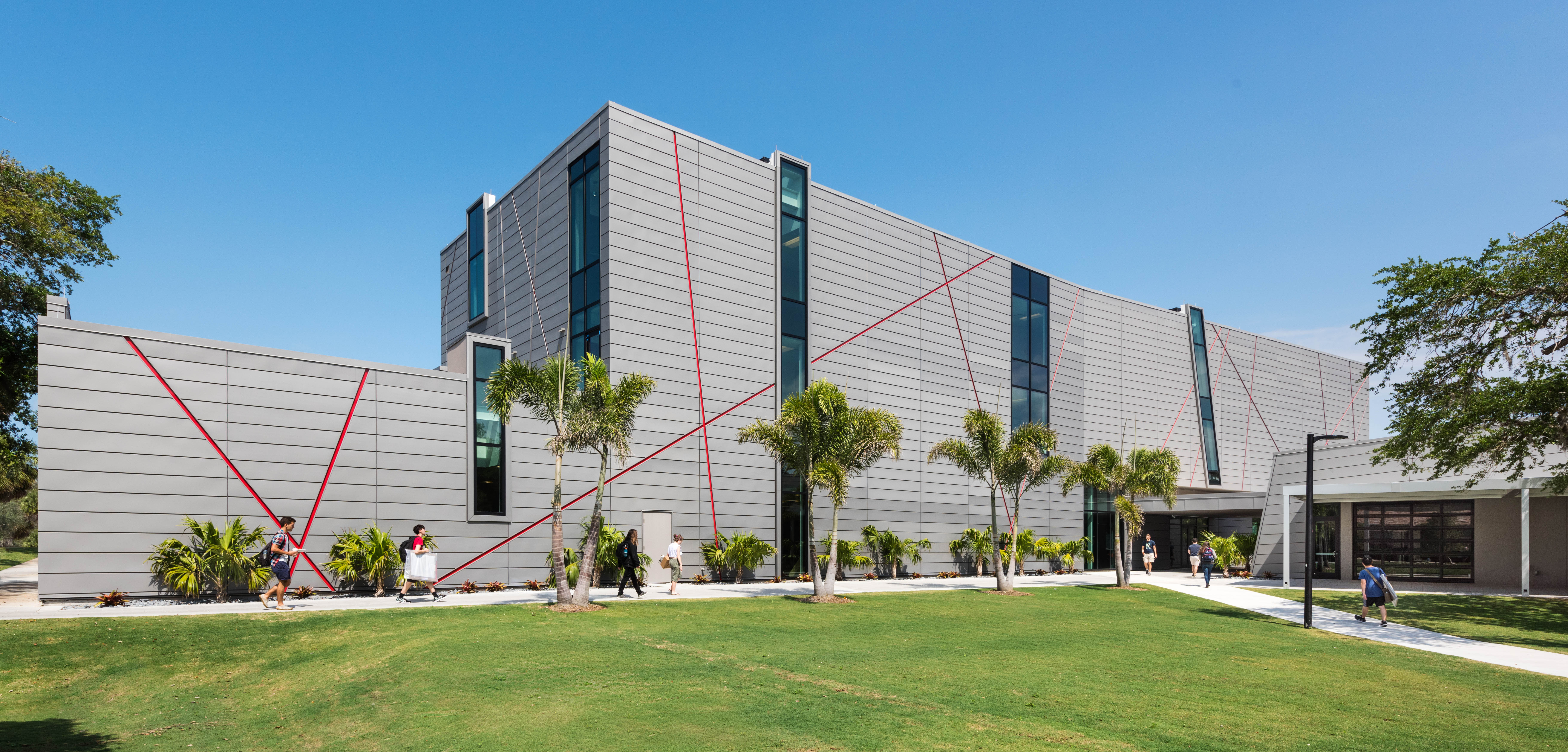 Ringling College of Art + Design Basch Visual Art Center by Sweet ...