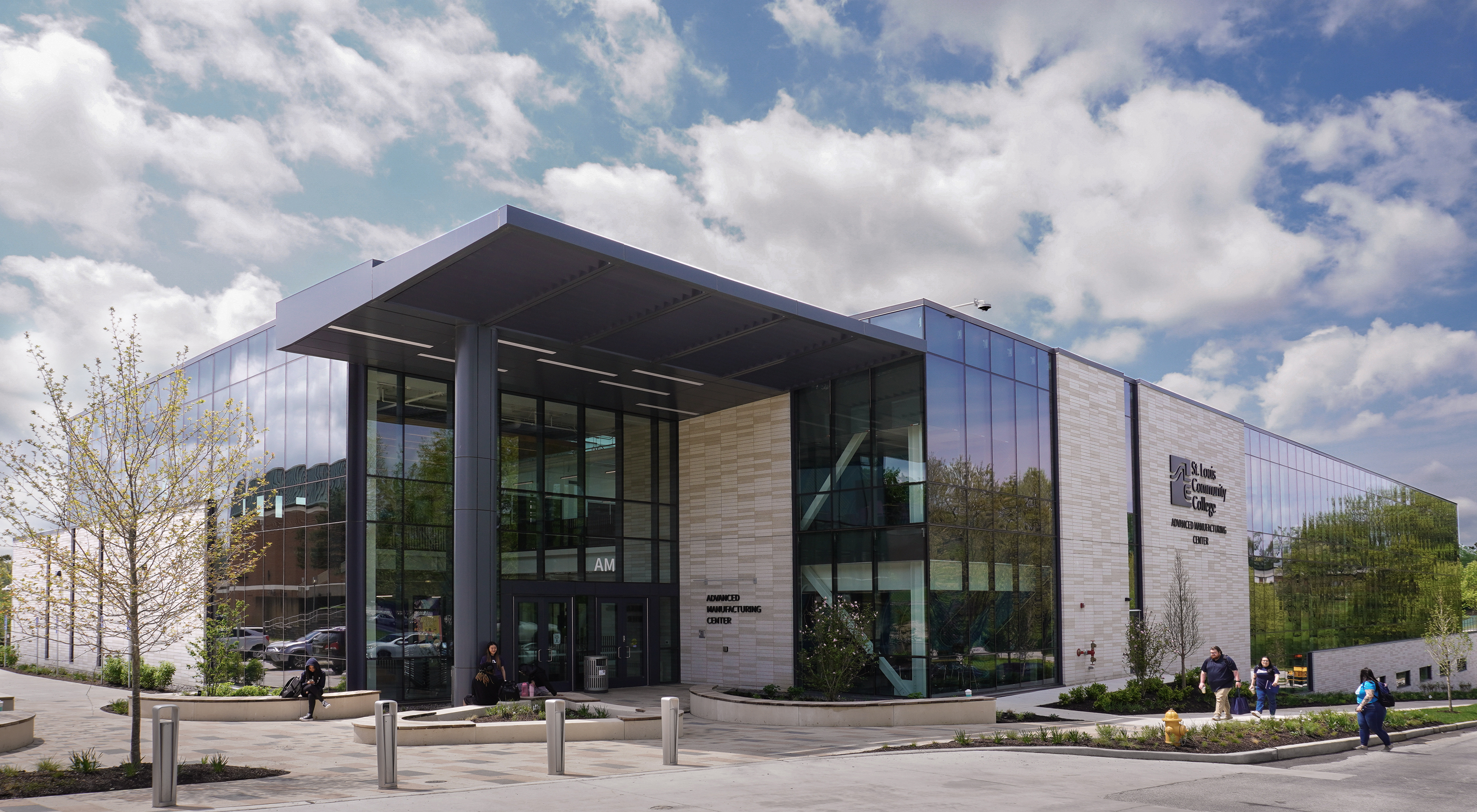 STLCC Advanced Manufacturing Center by JEMA - Architizer