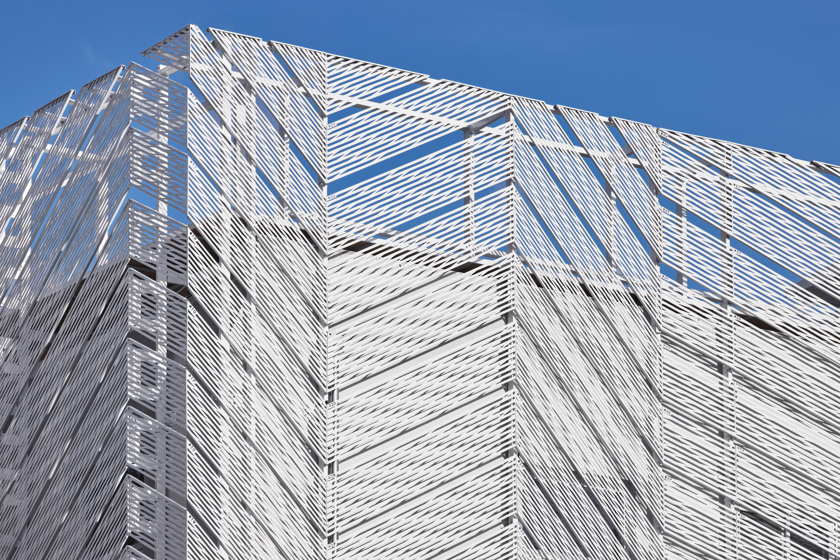 P&C HQ by AXS Architects - Architizer