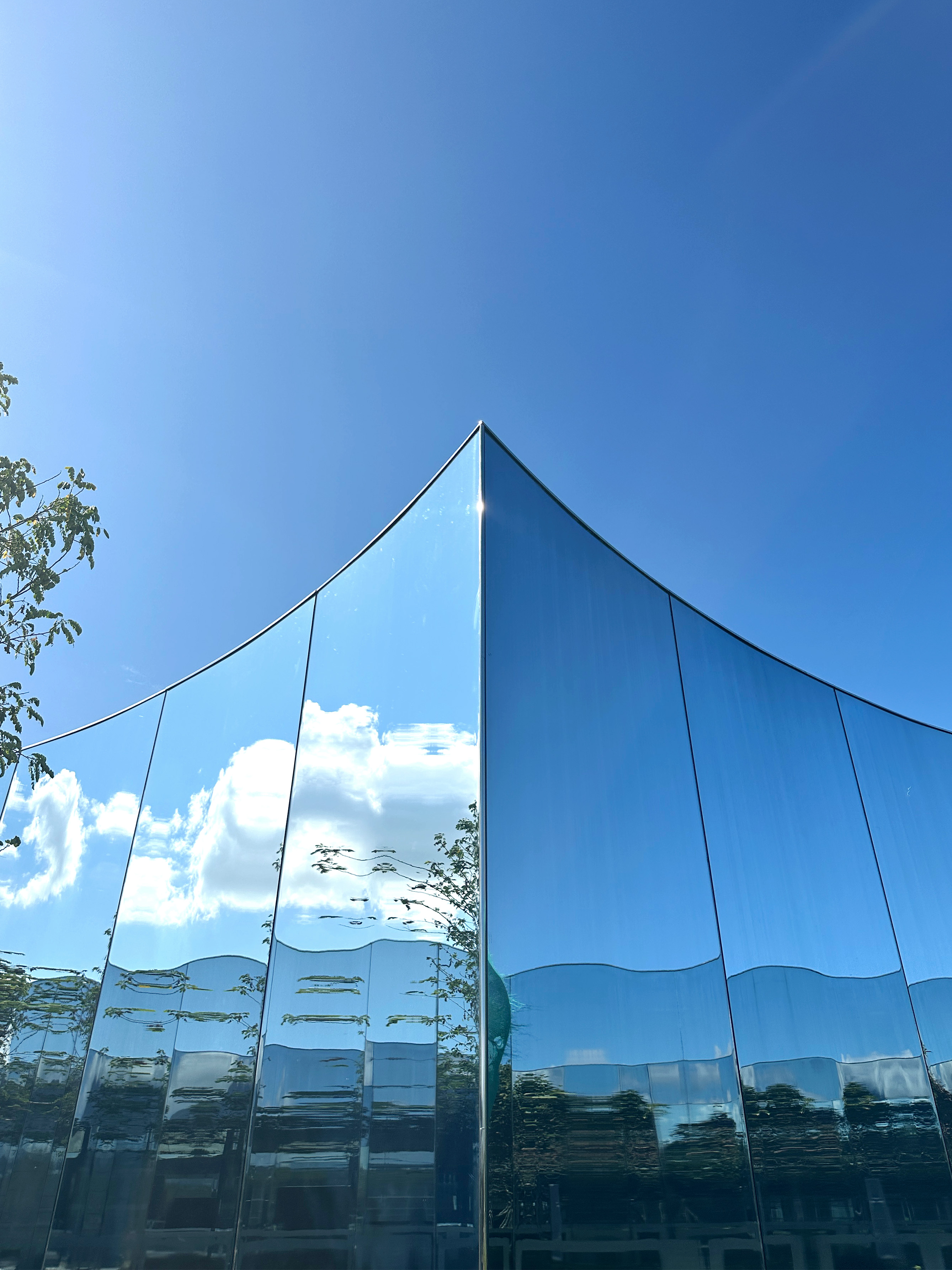 11 Skies Rooftop Reflection Garden by COLLECTIVE - Architizer