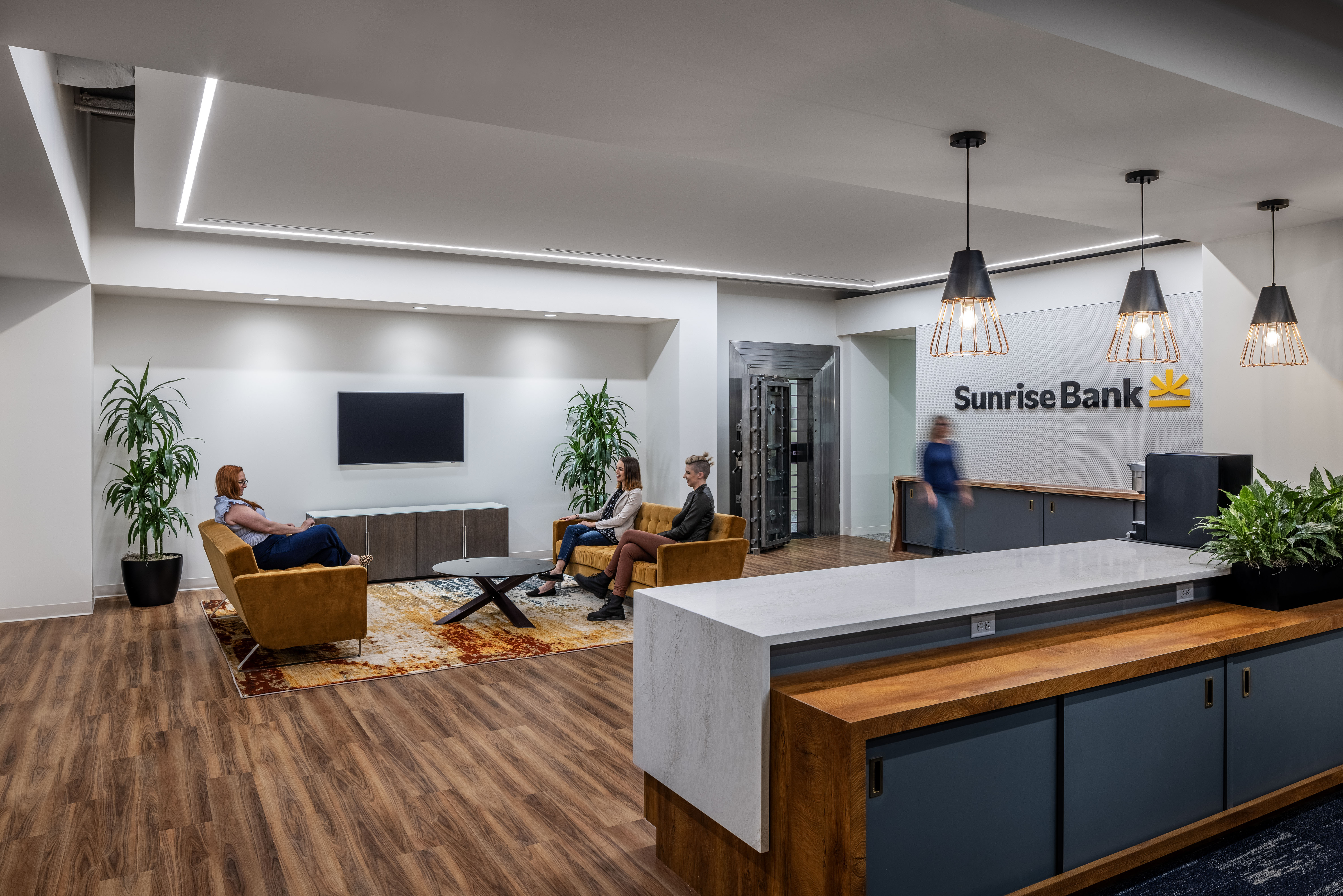 Sunrise Bank - Orlando Headquarters by Little Diversified Architectural ...