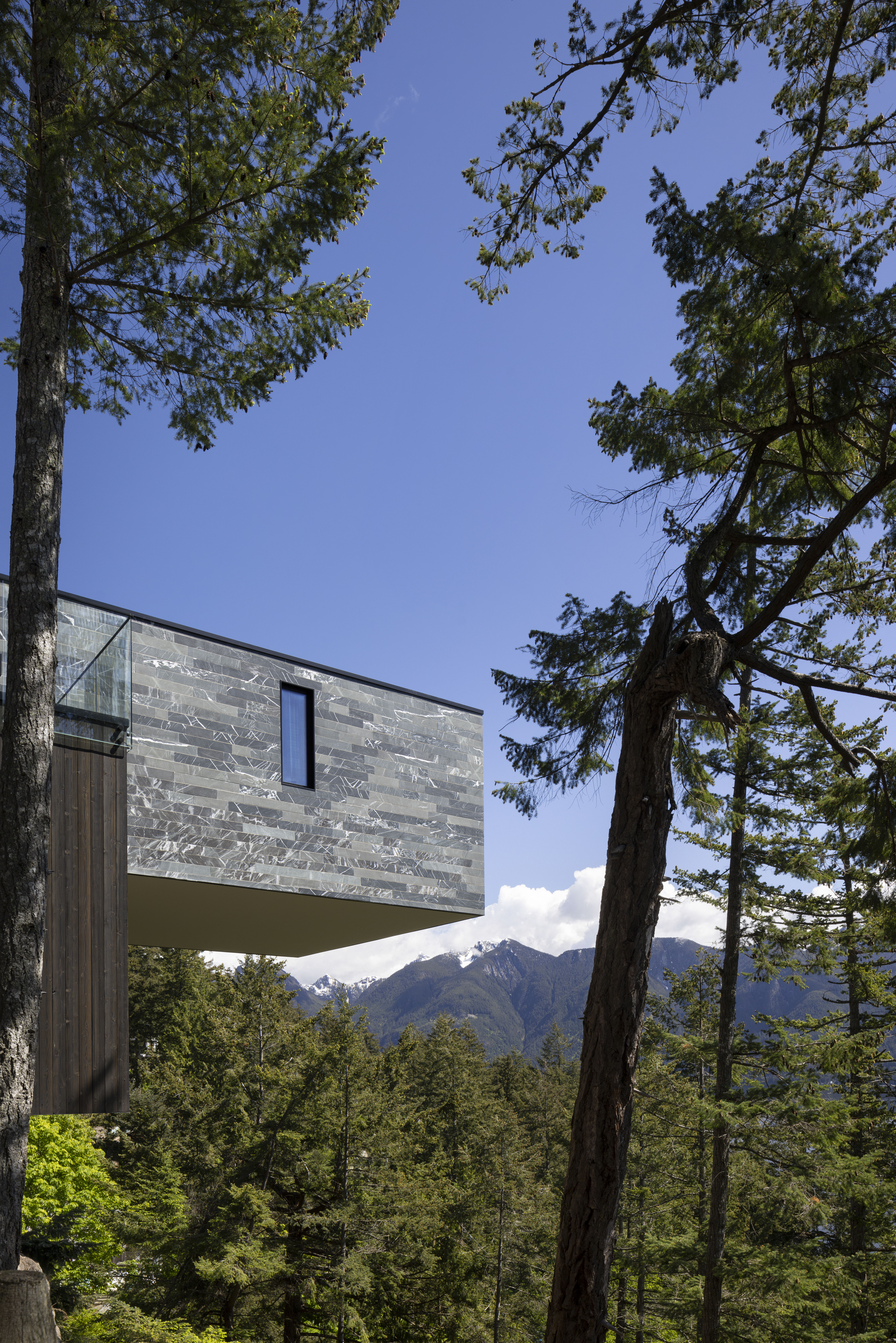 Eagle Cliff by STARK - Architizer