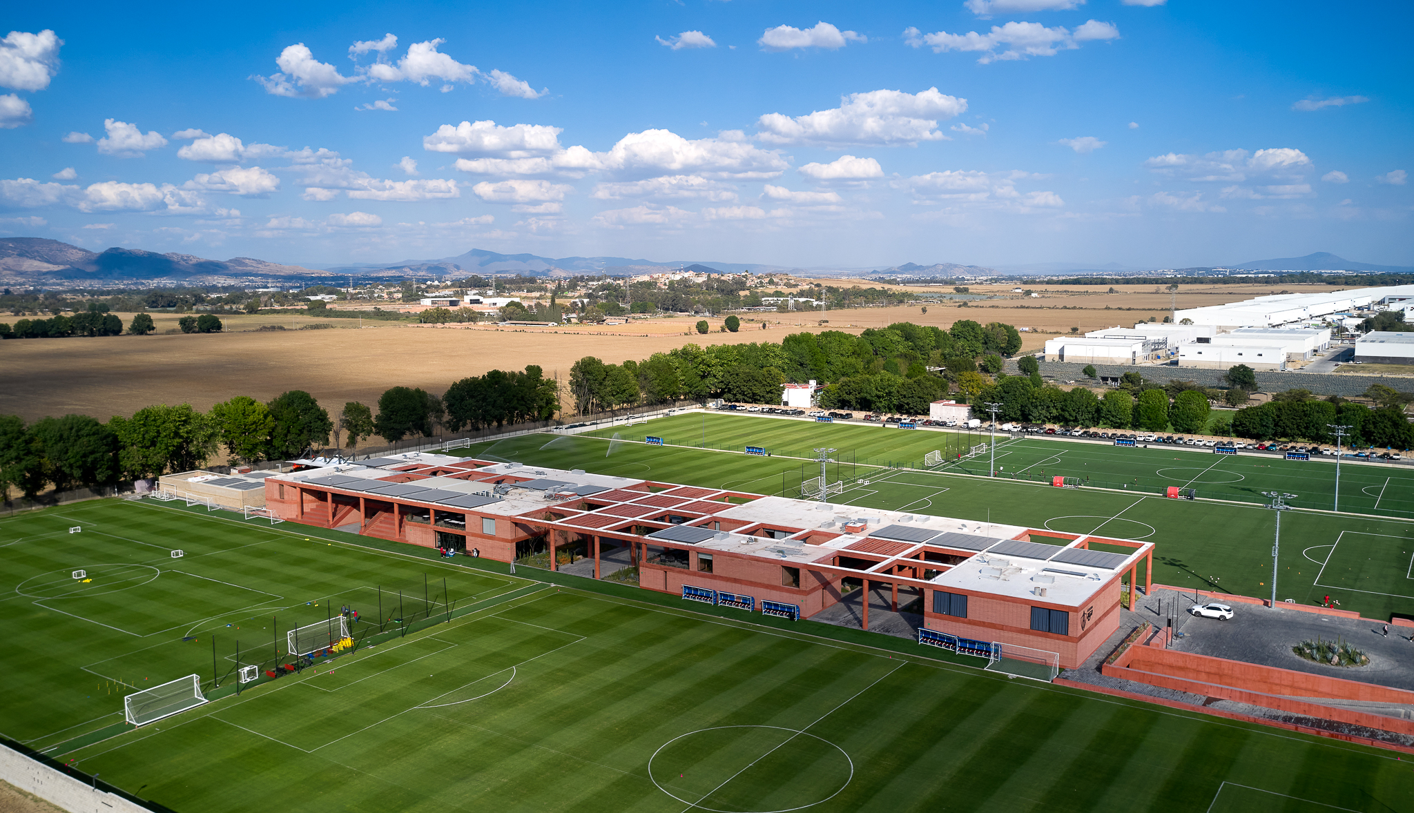 Academia Atlas by Sordo Madaleno - Architizer