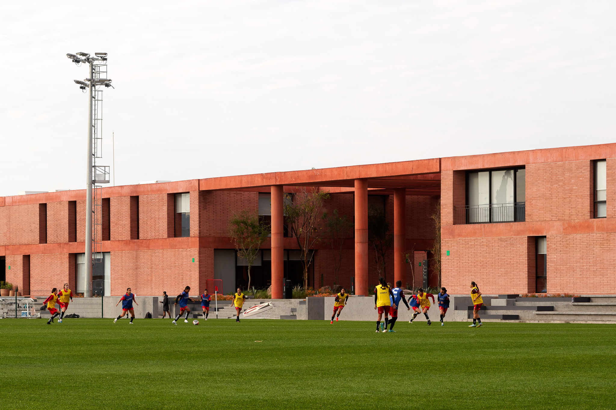 Academia Atlas by Sordo Madaleno - Architizer