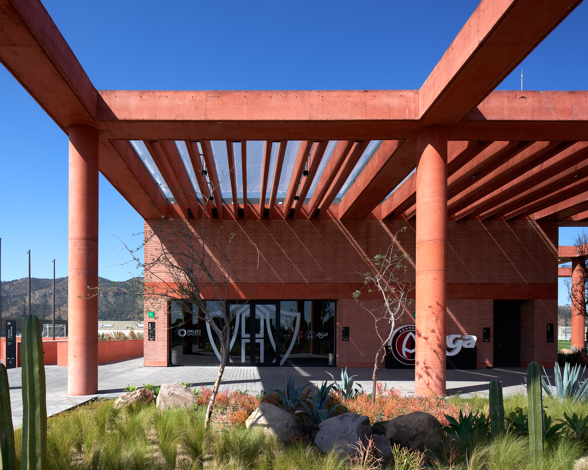 Academia Atlas by Sordo Madaleno - Architizer