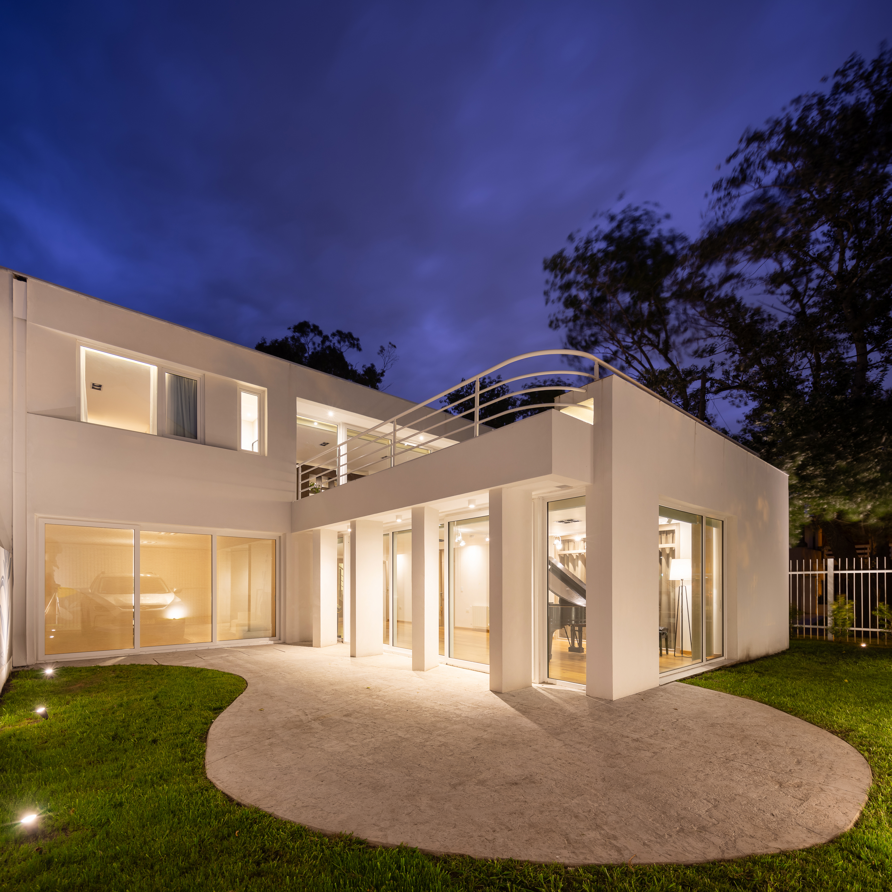 Studio House by Moirë Architects - Architizer