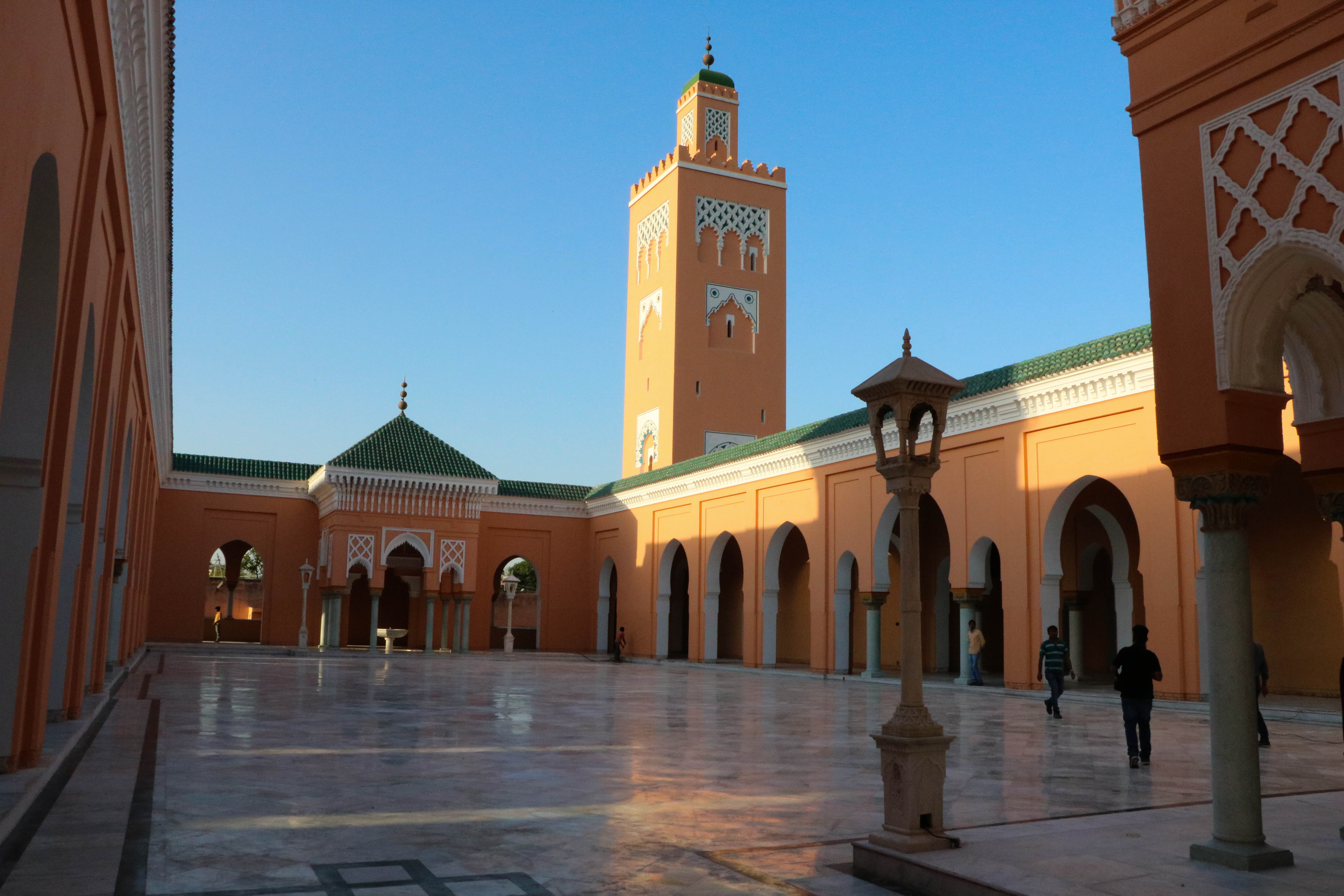 MOORISH MOSQUE by Abha Narain Lambah Associates - Architizer