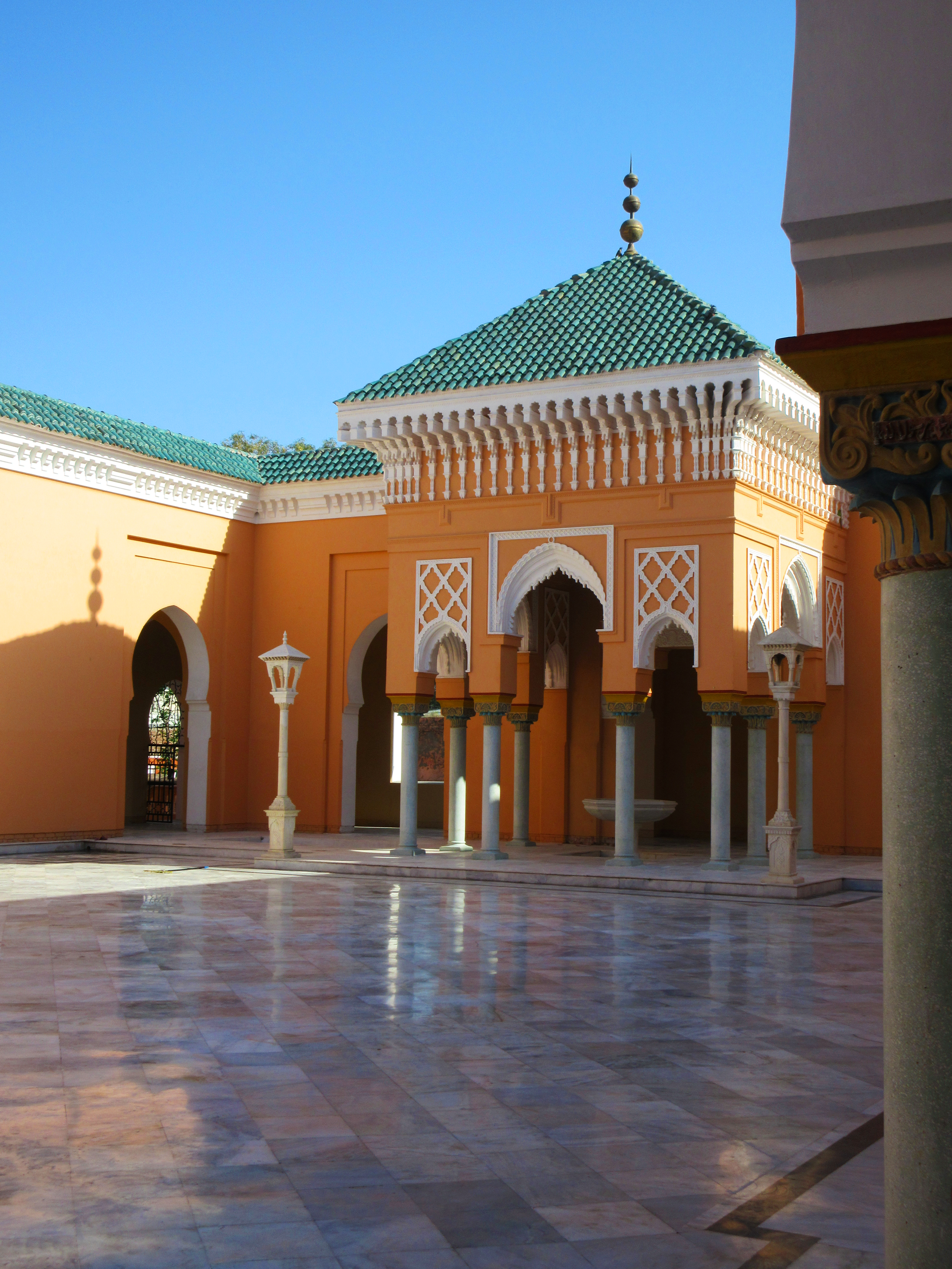 MOORISH MOSQUE by Abha Narain Lambah Associates - Architizer