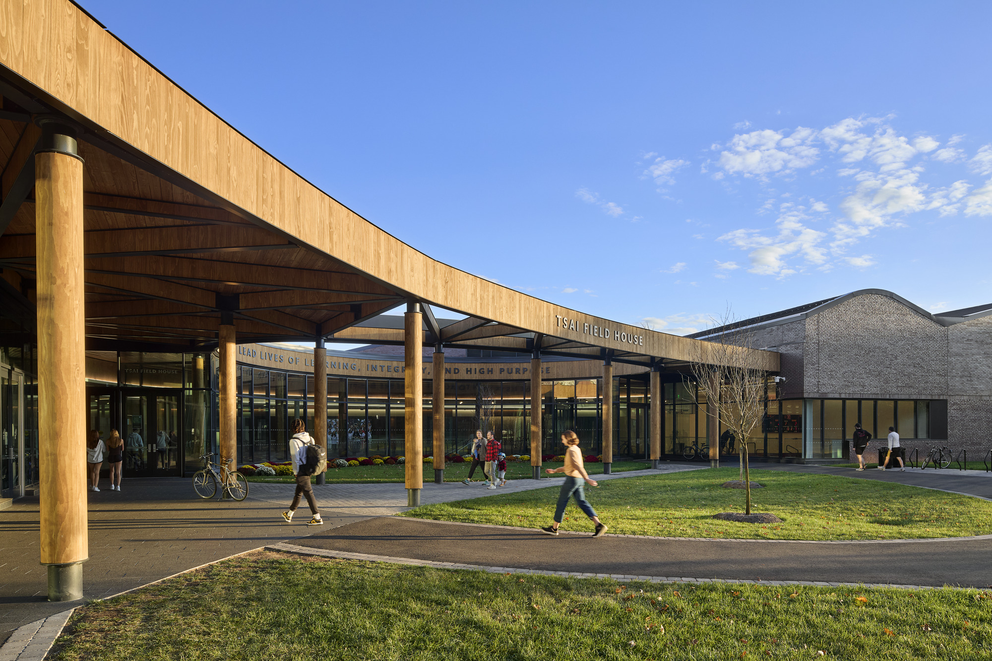 The Lawrenceville School Tsai Commons and Field House by Sasaki ...