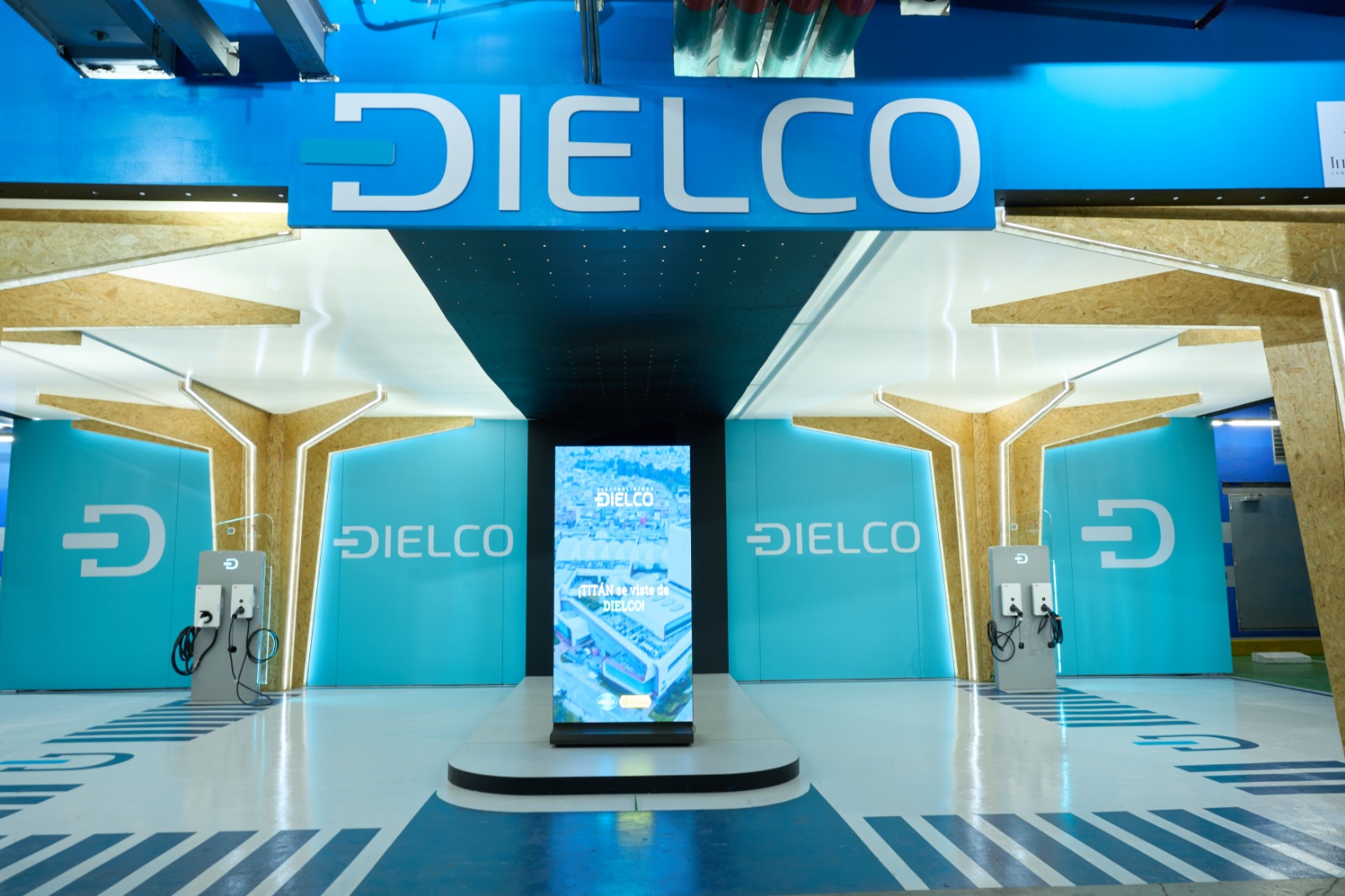 DIELCO EV Charging Station by Arquitectura Plus - Architizer