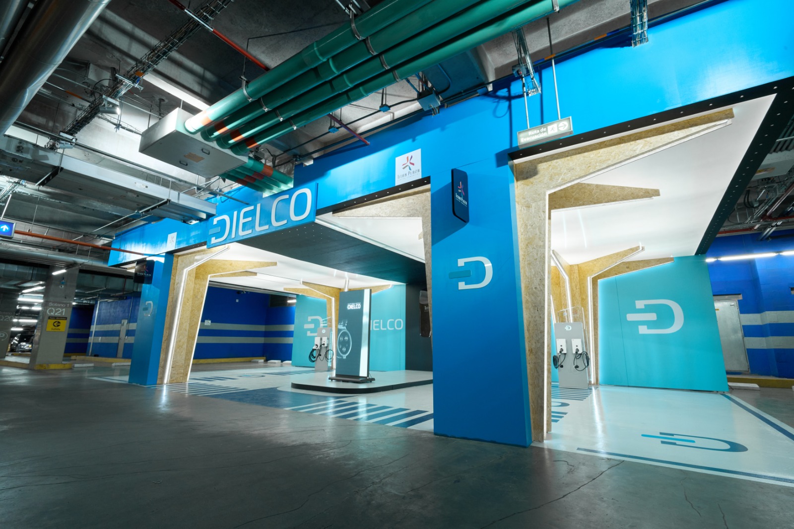 DIELCO EV Charging Station by Arquitectura Plus - Architizer