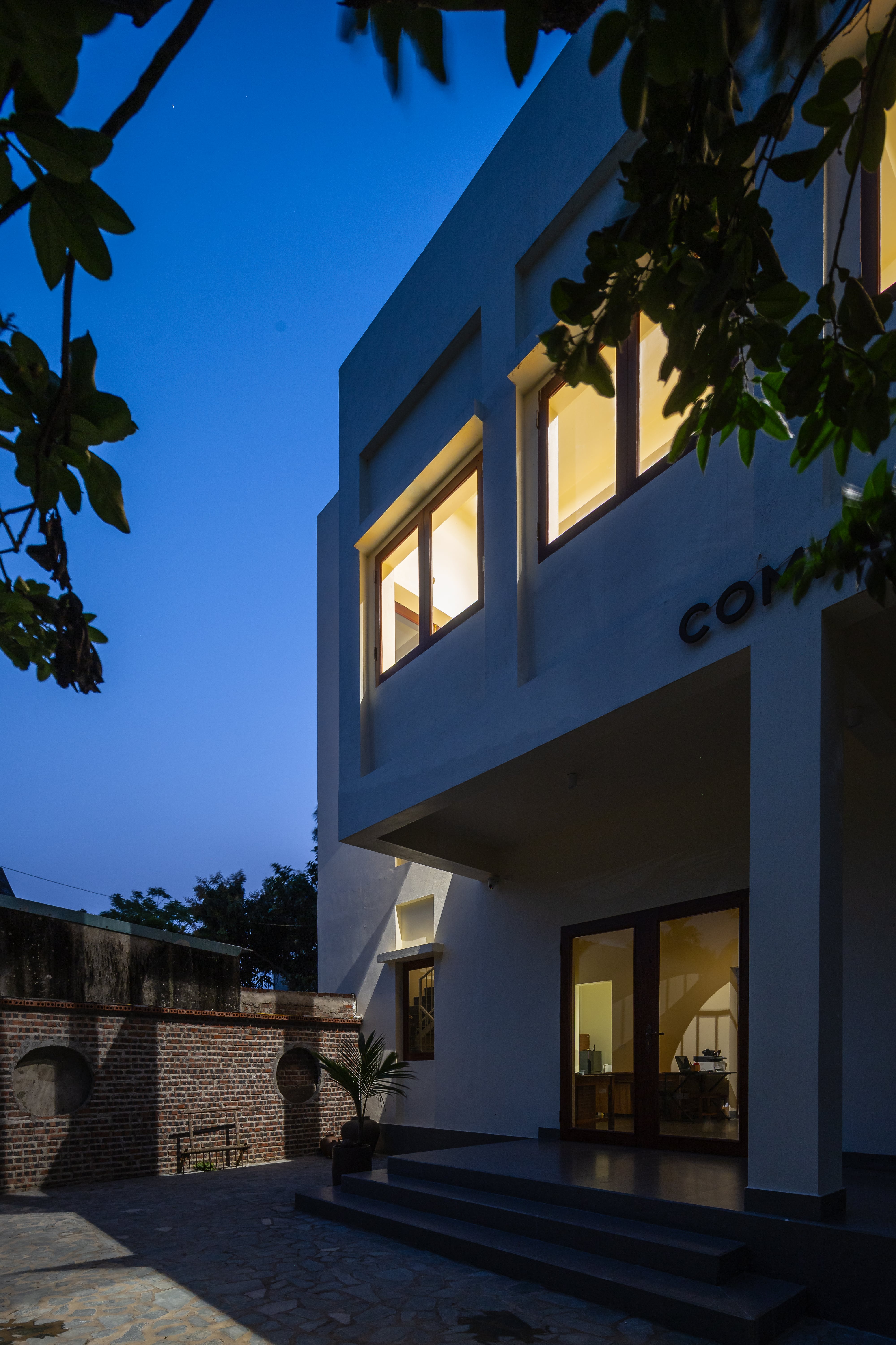 COMAY HOUSE by NTAA Architects - Architizer