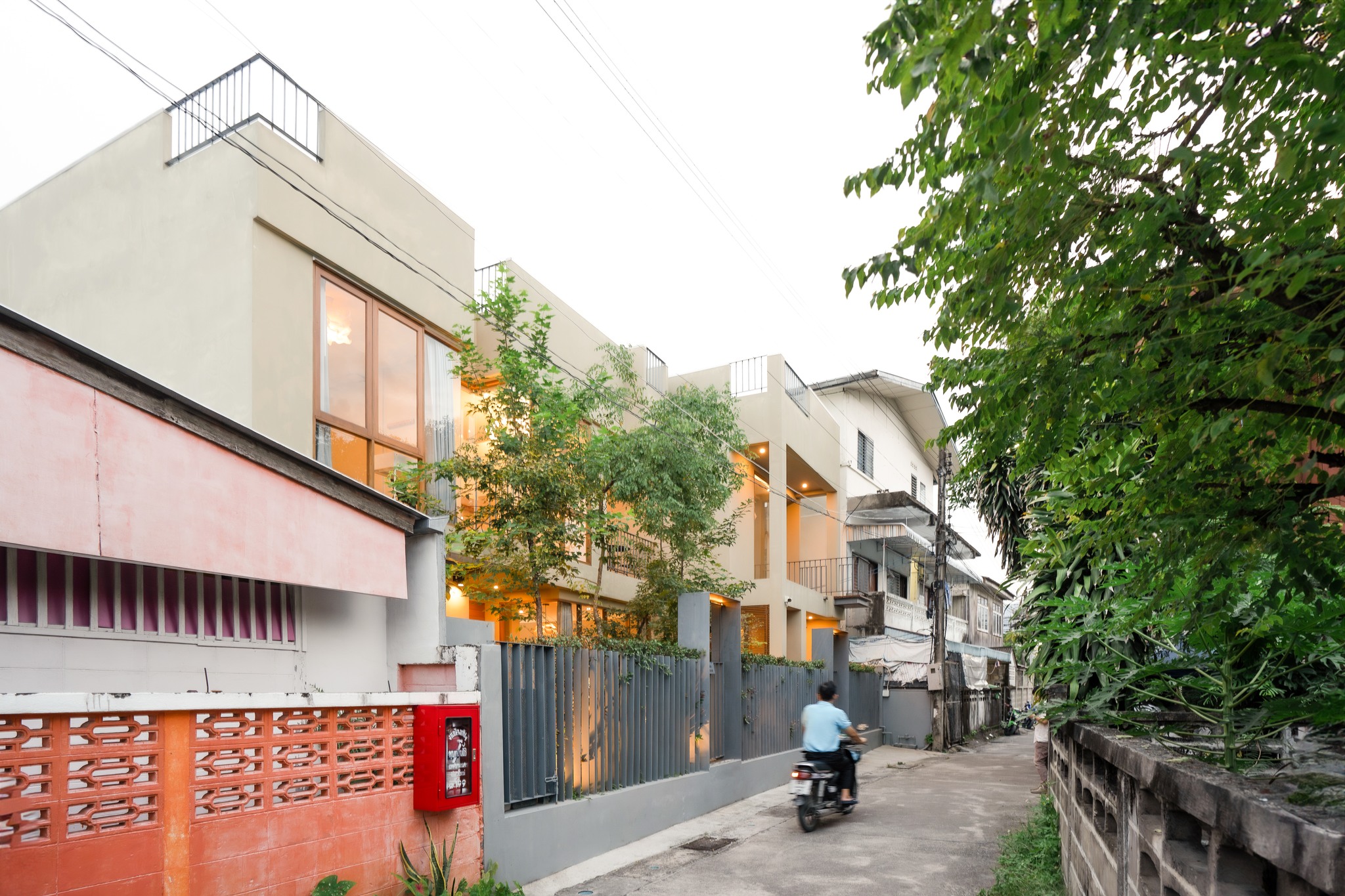Lemon House by Hanabitate Architects - Architizer