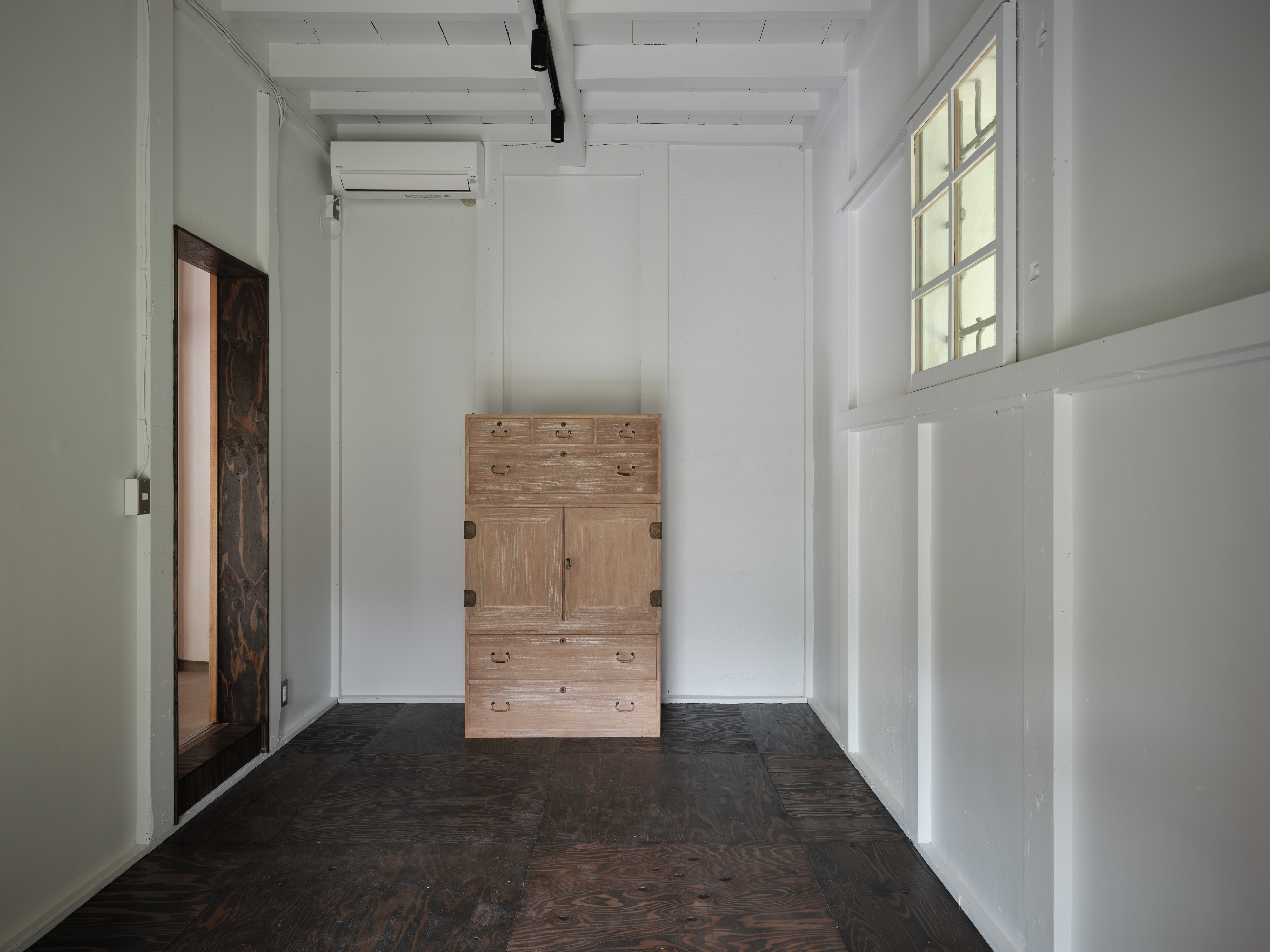 House in Kimitsu by Roovice - Architizer