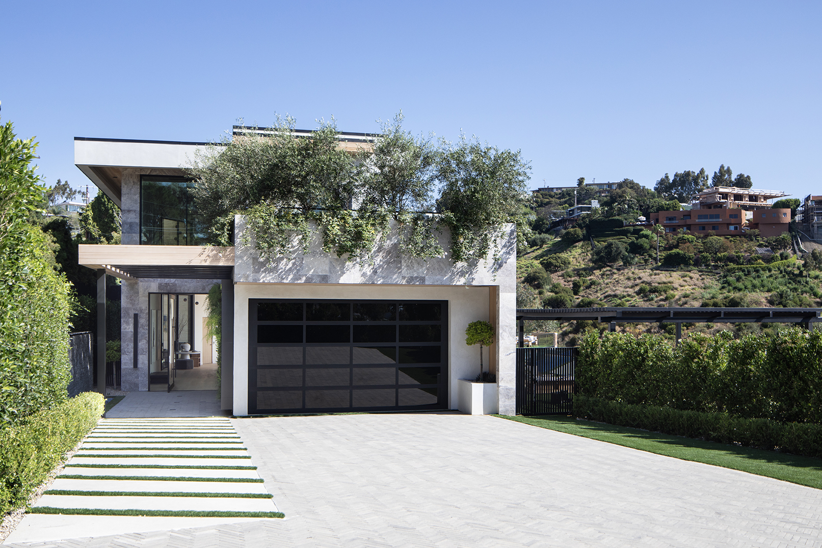 Getty View Residence by IR Architects - Architizer