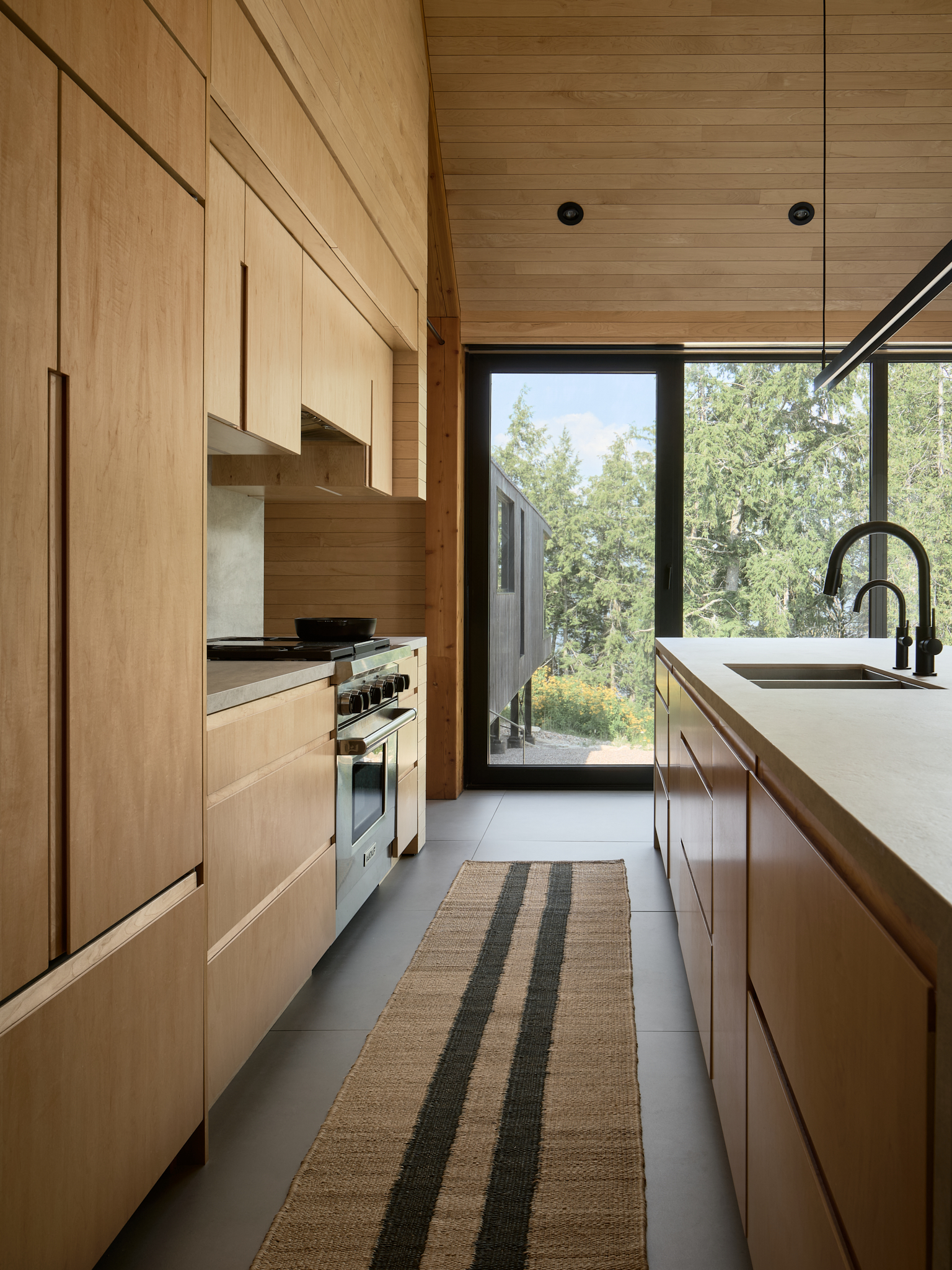 Armstrong Cottage by Peter Braithwaite Studio - Architizer