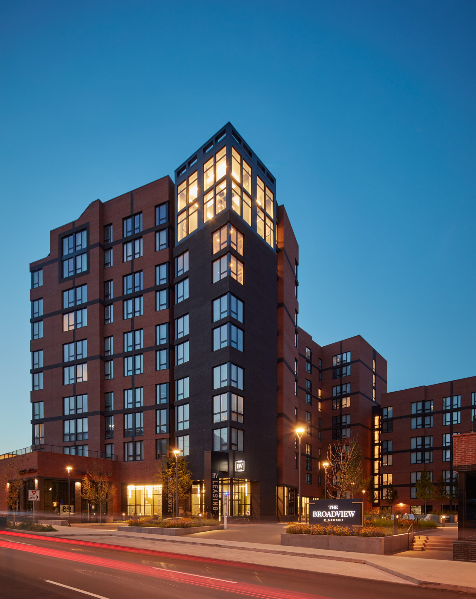 The Broadview Vanderbilt Graduate Student Housing by Valerio Dewalt ...