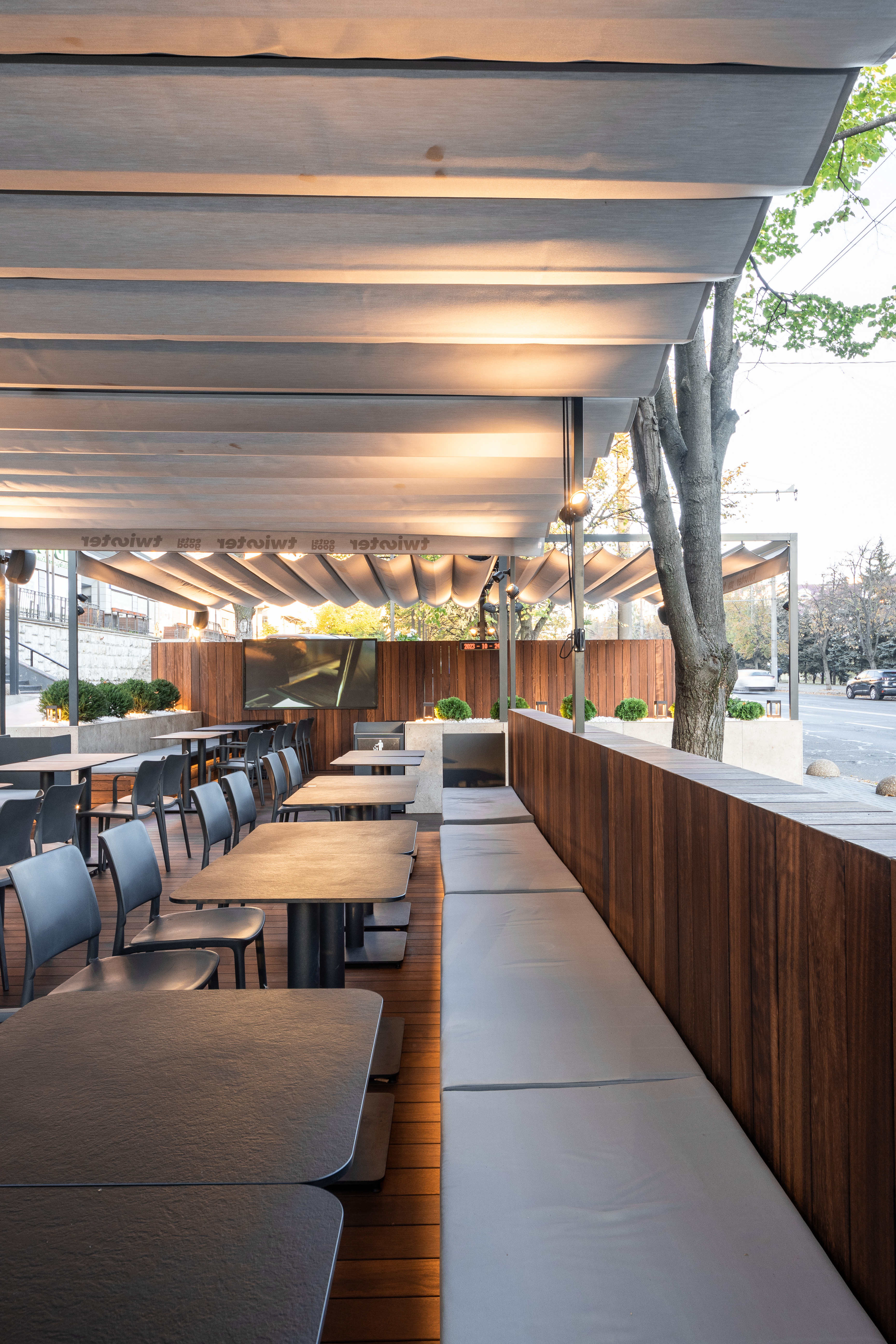 TWISTER EATS GOOD by ARCHFORM Studio - Architizer