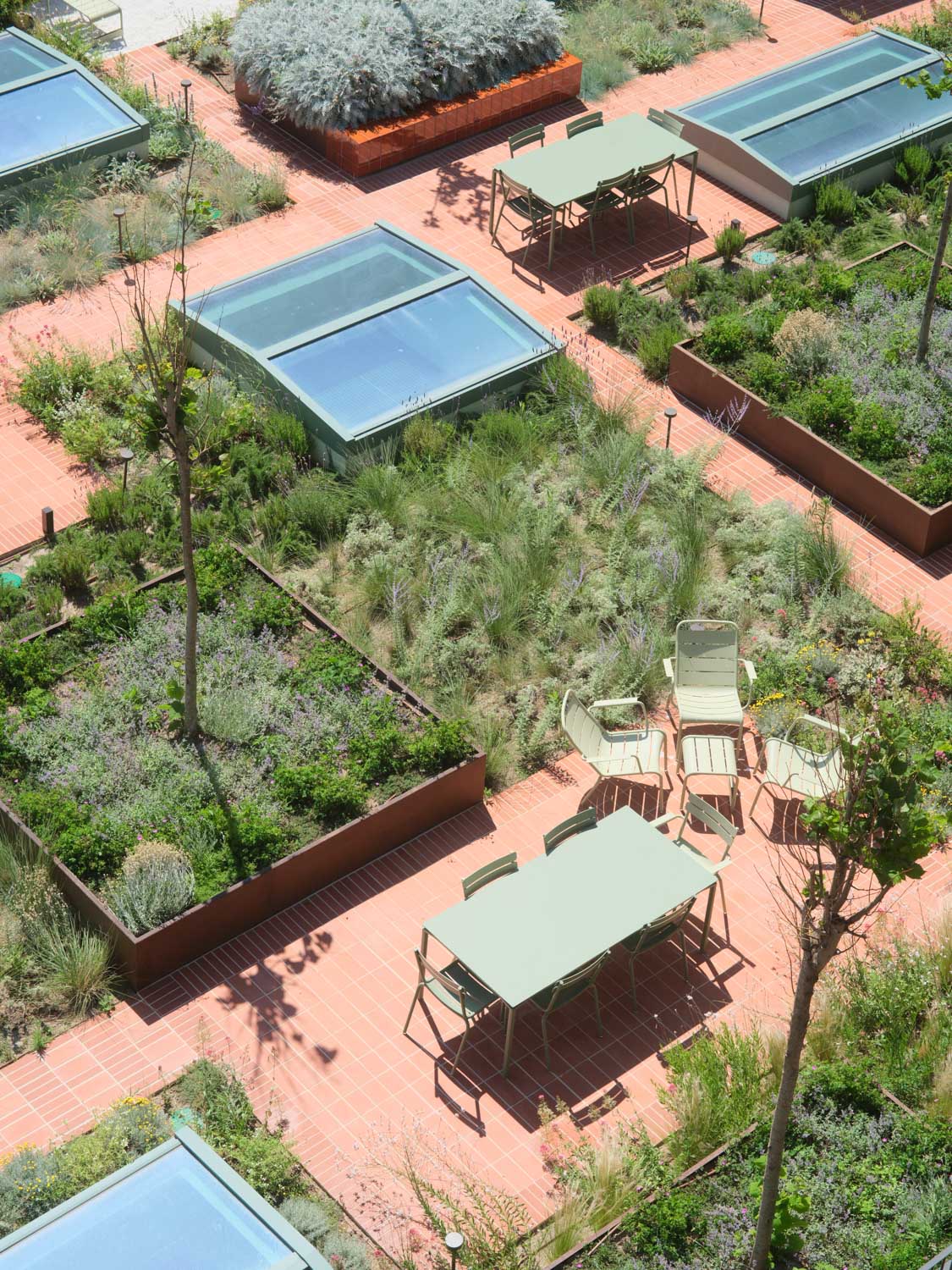 Aribau195: Reconnecting Nature, City & Livability by SCOB Architecture ...