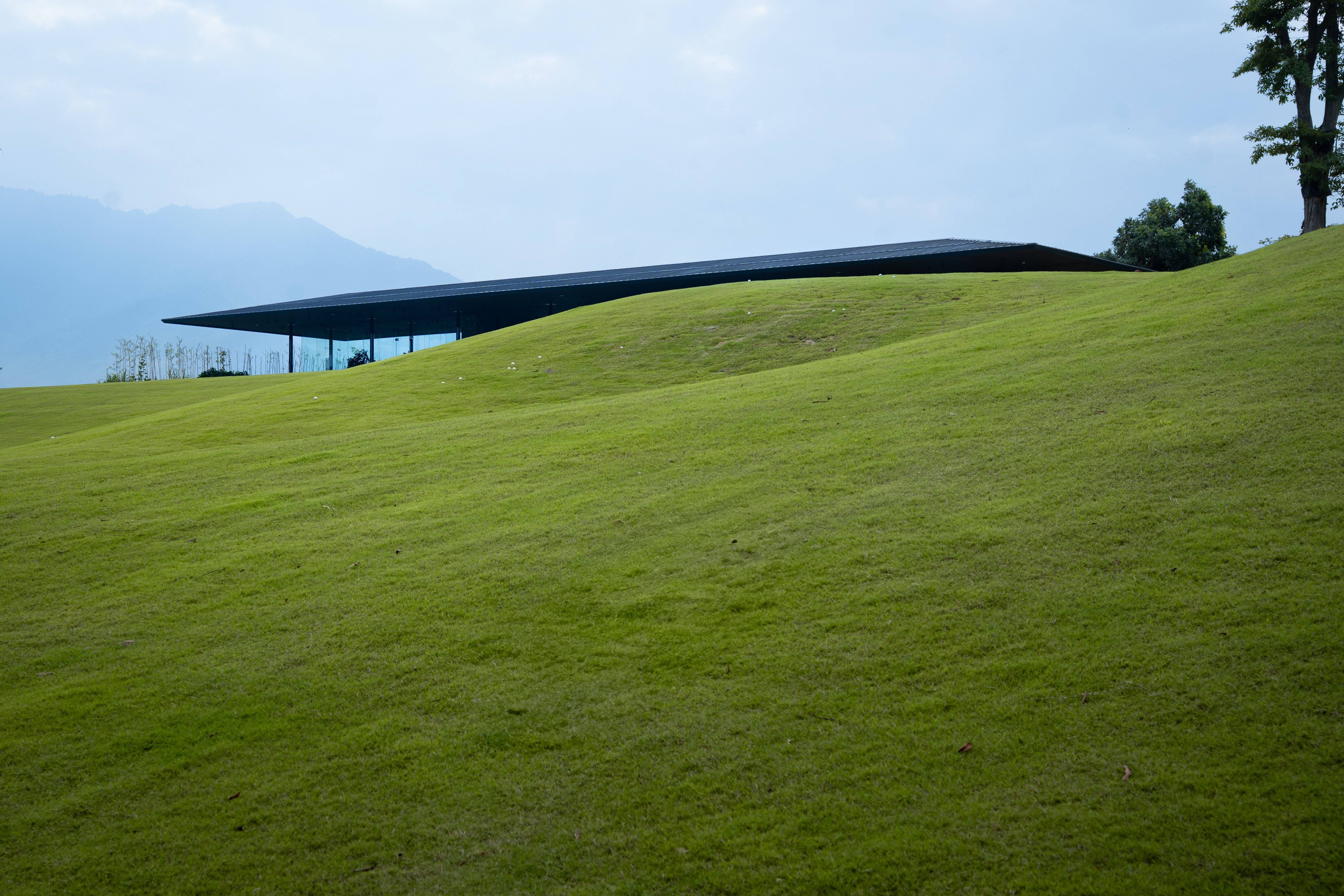 "The Indigo" Driving Range by INFINITIVE ARCHITECTURE - Architizer
