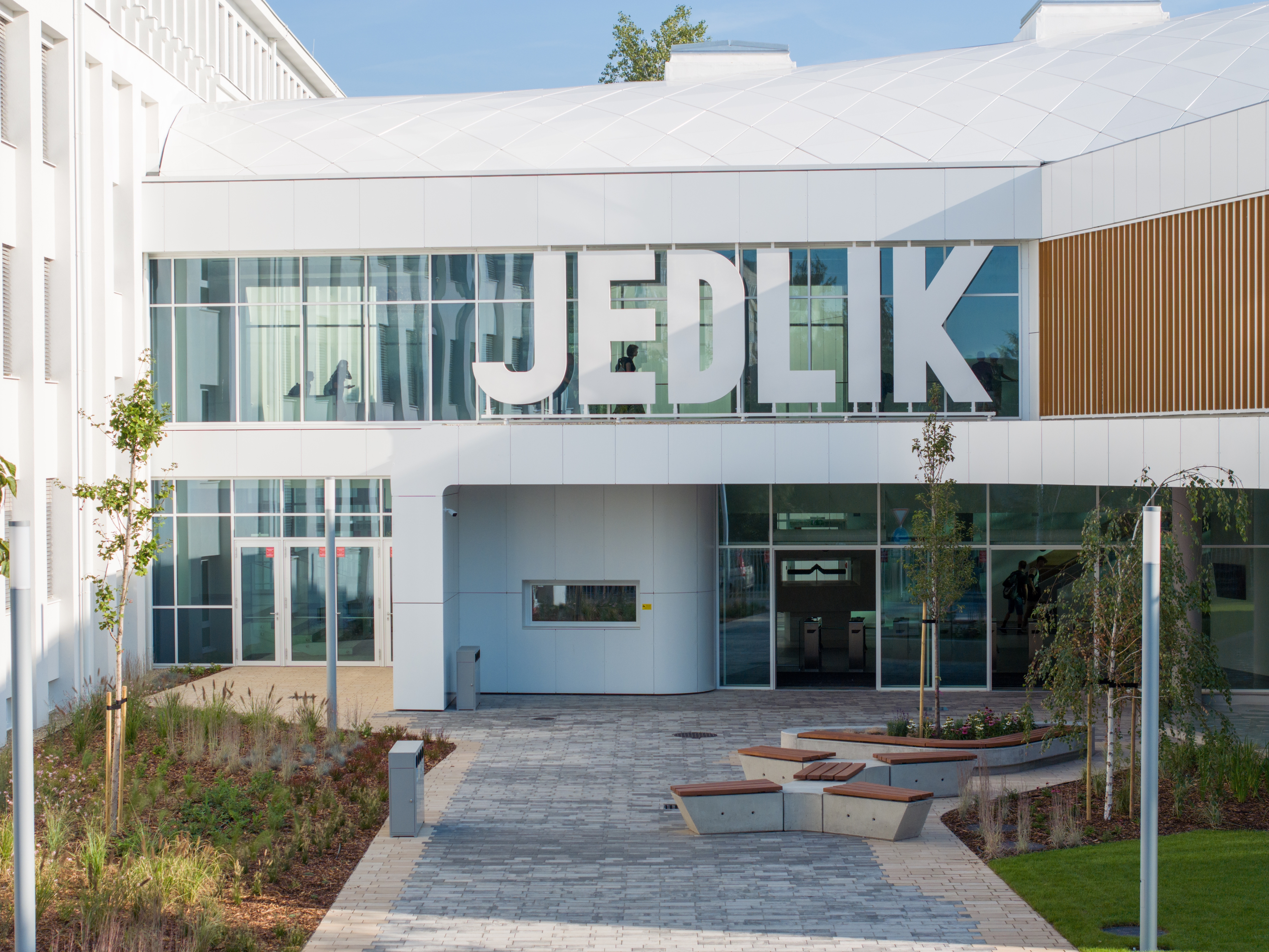 Jedlik Ányos High School by RMG.atelier, bim.GROUP - Architizer