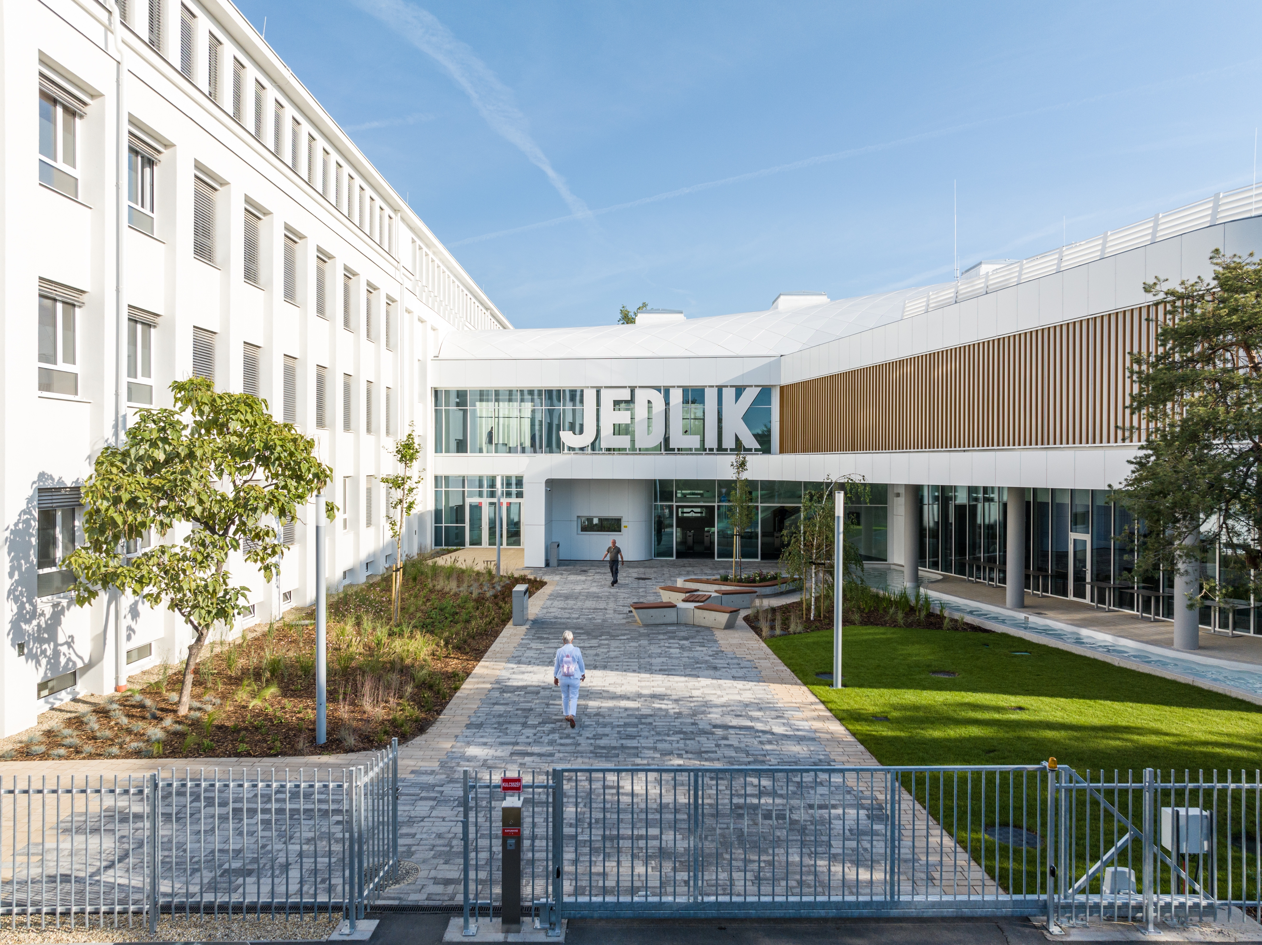 Jedlik Ányos High School by RMG.atelier, bim.GROUP - Architizer