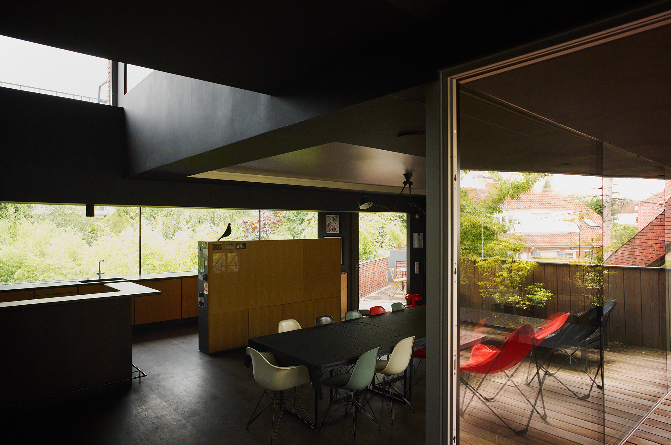 House V_17 by Emma Weiss Architecte + Lydéric Veauvy (TANK) by TANK ...