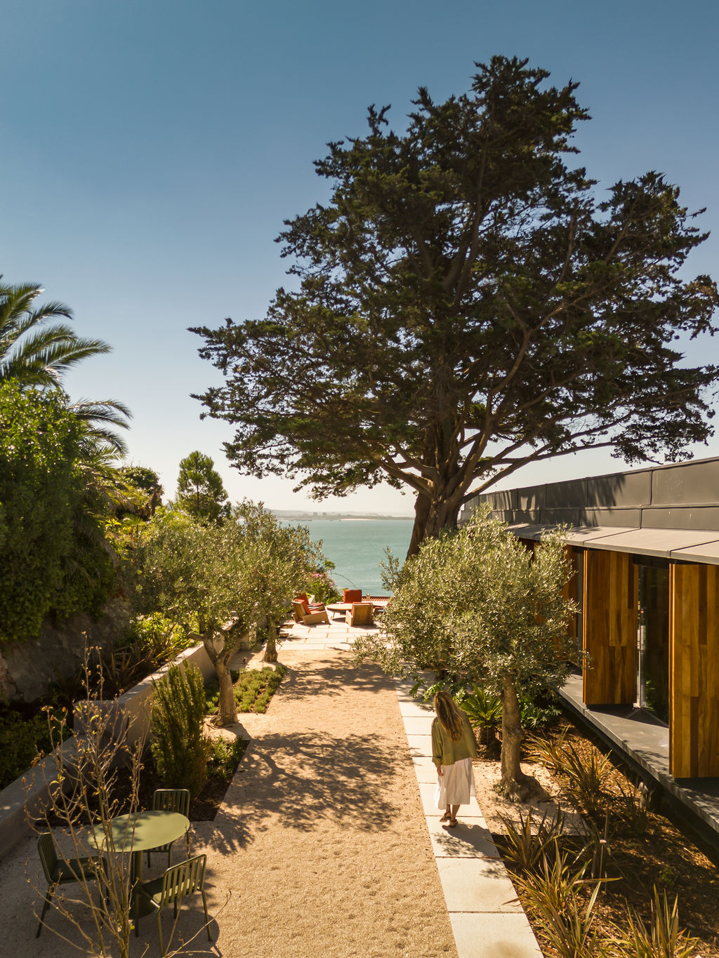 Tejo House by Bernardes Arquitetura - Architizer